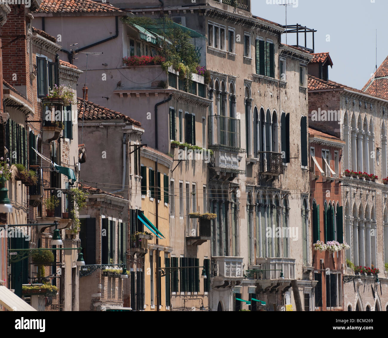 Venice windows hi-res stock photography and images - Alamy