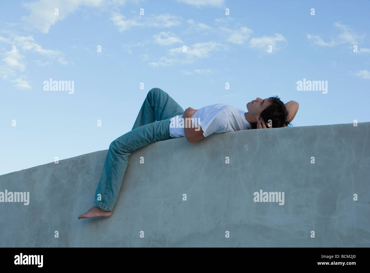 Man hands behind back side view hi-res stock photography and images - Alamy