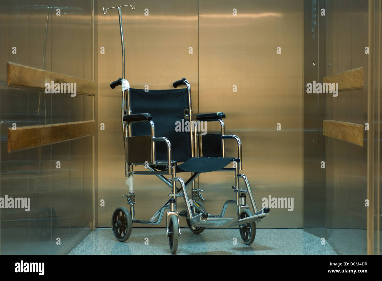 Wheelchair Elevator High Resolution Stock Photography and Images - Alamy