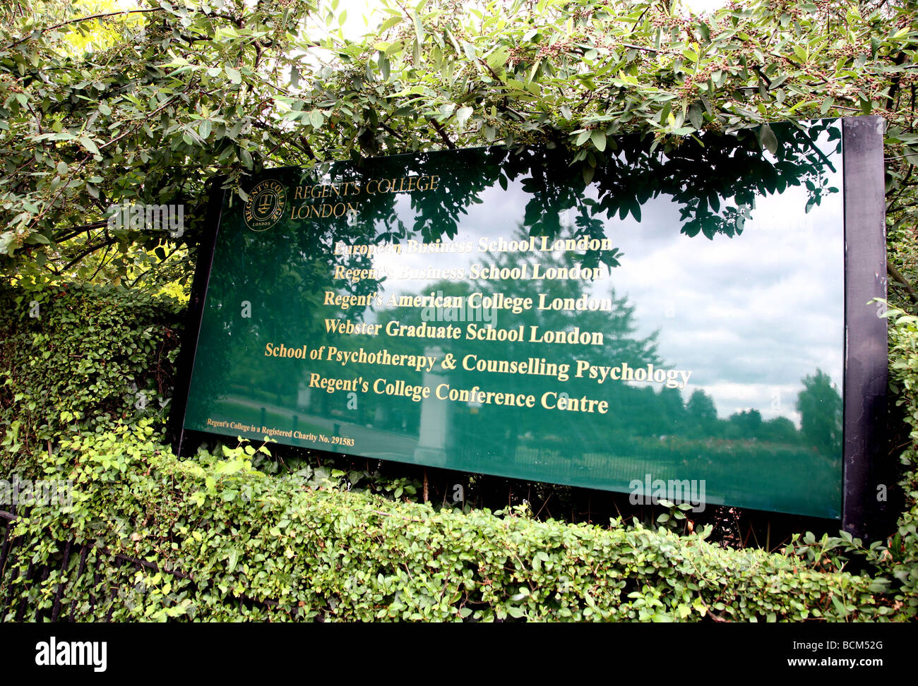Regents College Regents Park London Stock Photo Alamy