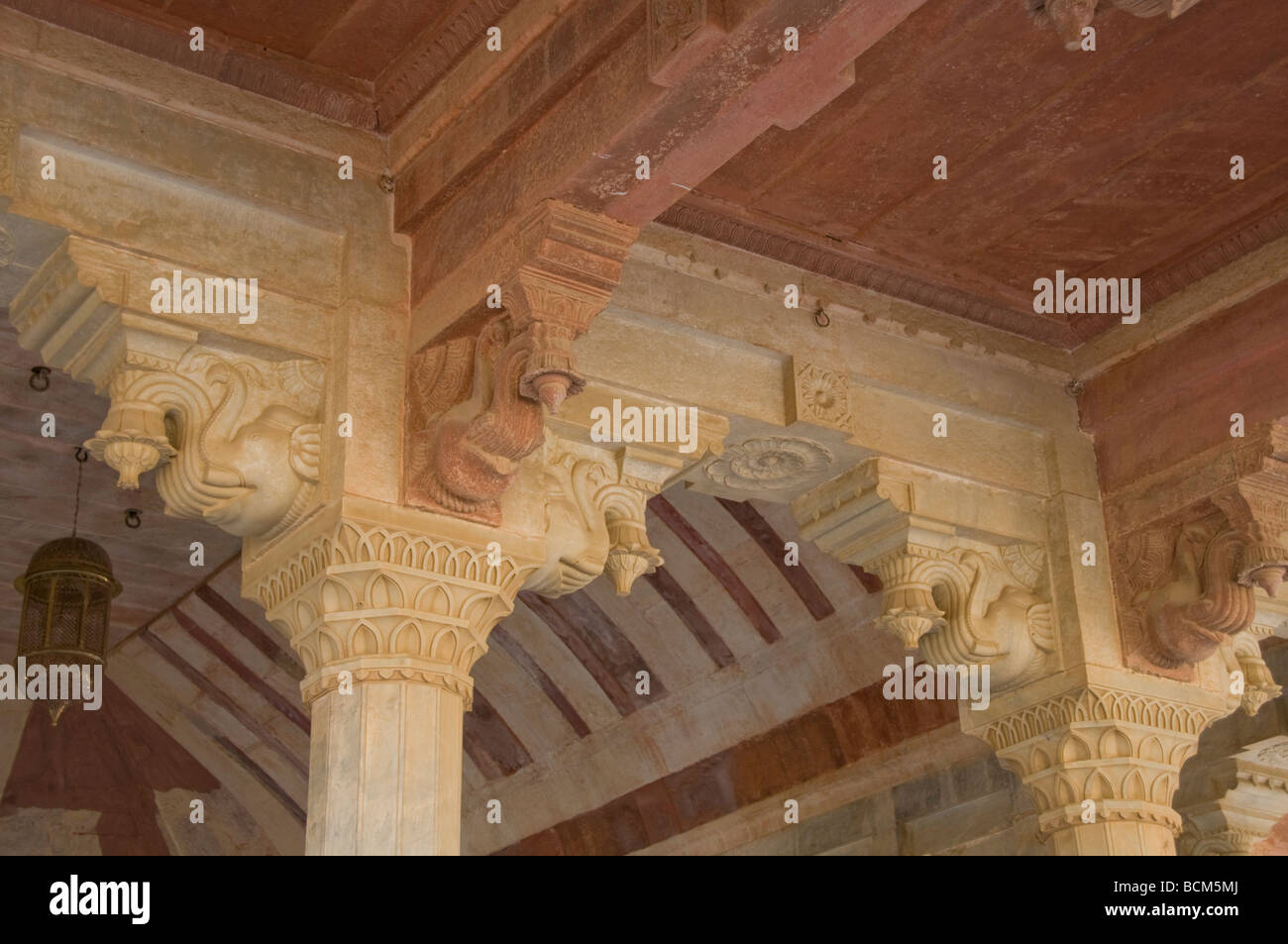 Amber Fort,Lattice Ivory windows, Inlaid Floral Marble designs ...