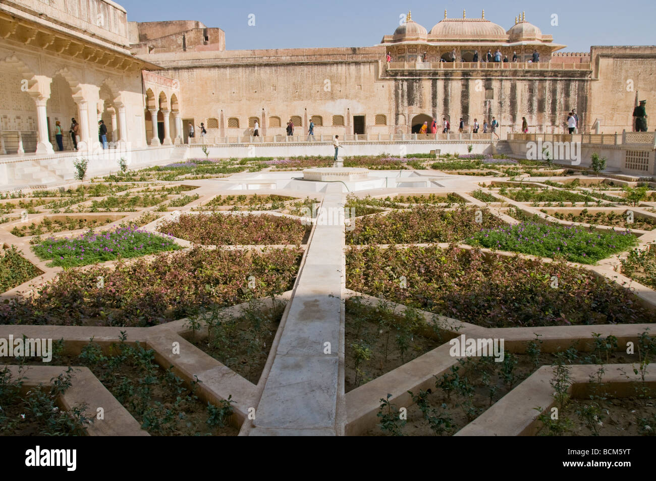 Ancient ivory carvings hi-res stock photography and images - Alamy