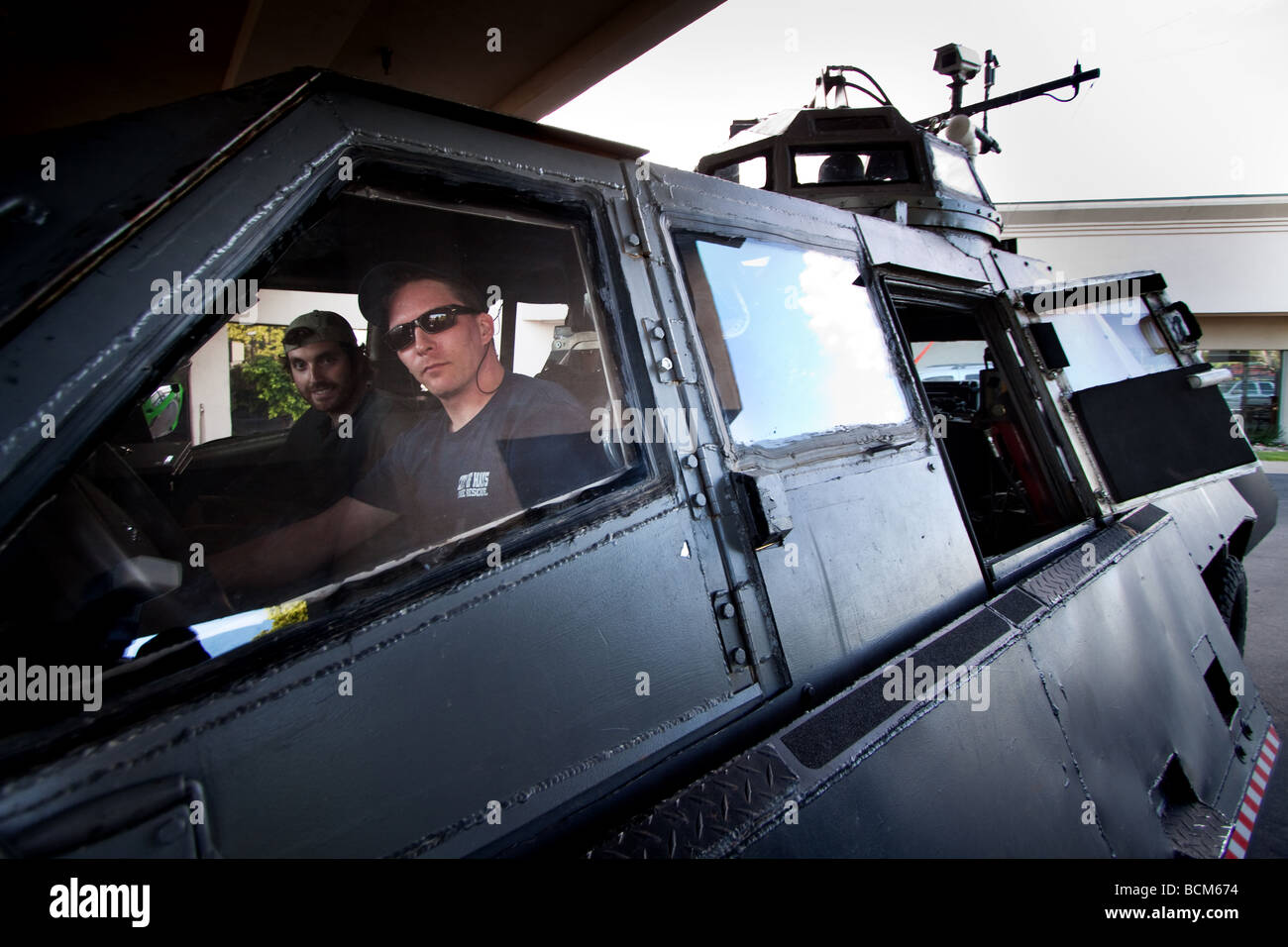 Tiv tiv2 tornado intercept vehicle hi-res stock photography and images ...