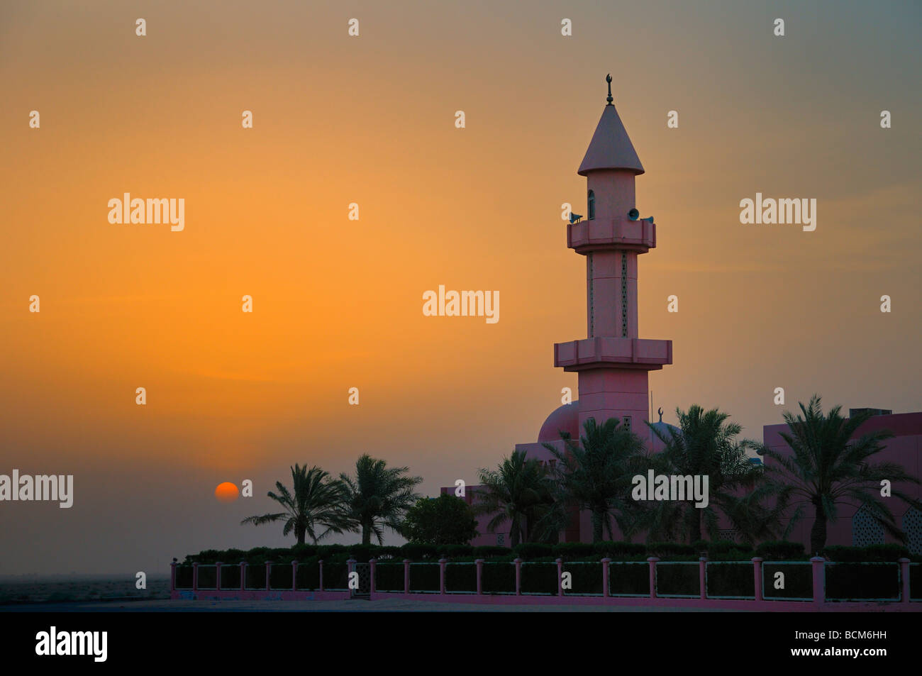 The pink mosque in Kuwait Stock Photo - Alamy