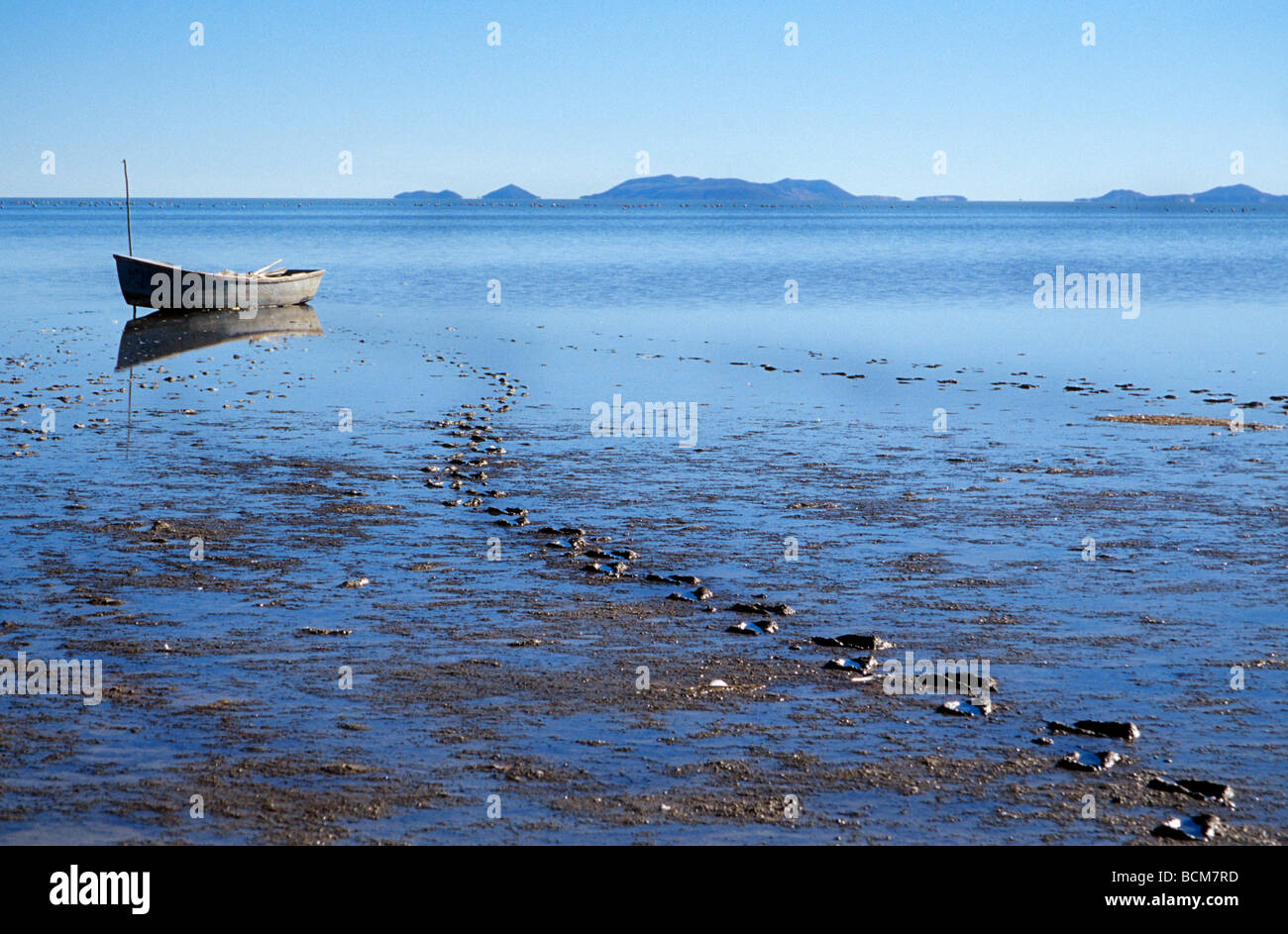 Lago popoo hi-res stock photography and images - Alamy