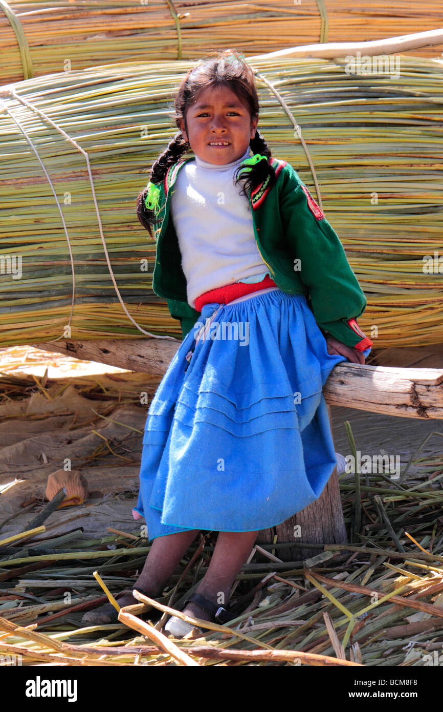 Island native girl hi-res stock photography and images - Alamy