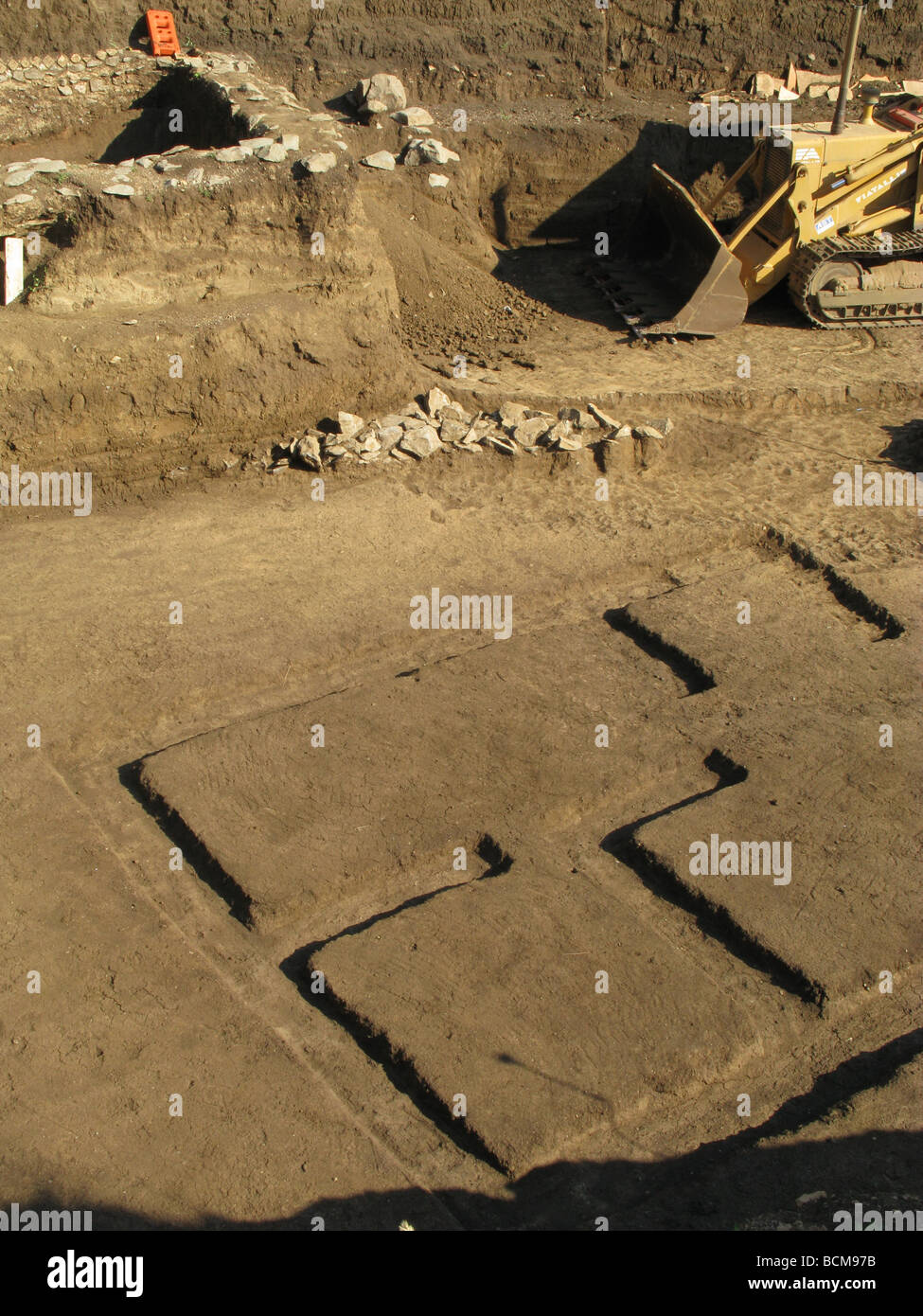 Mechanical digger archaeologist hi-res stock photography and images - Alamy