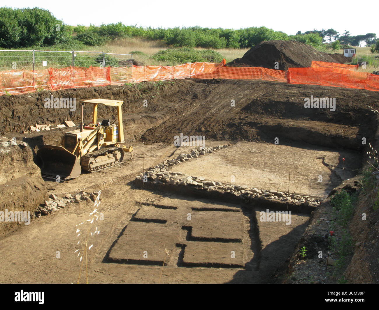 Mechanical digger archaeologist hi-res stock photography and images - Alamy