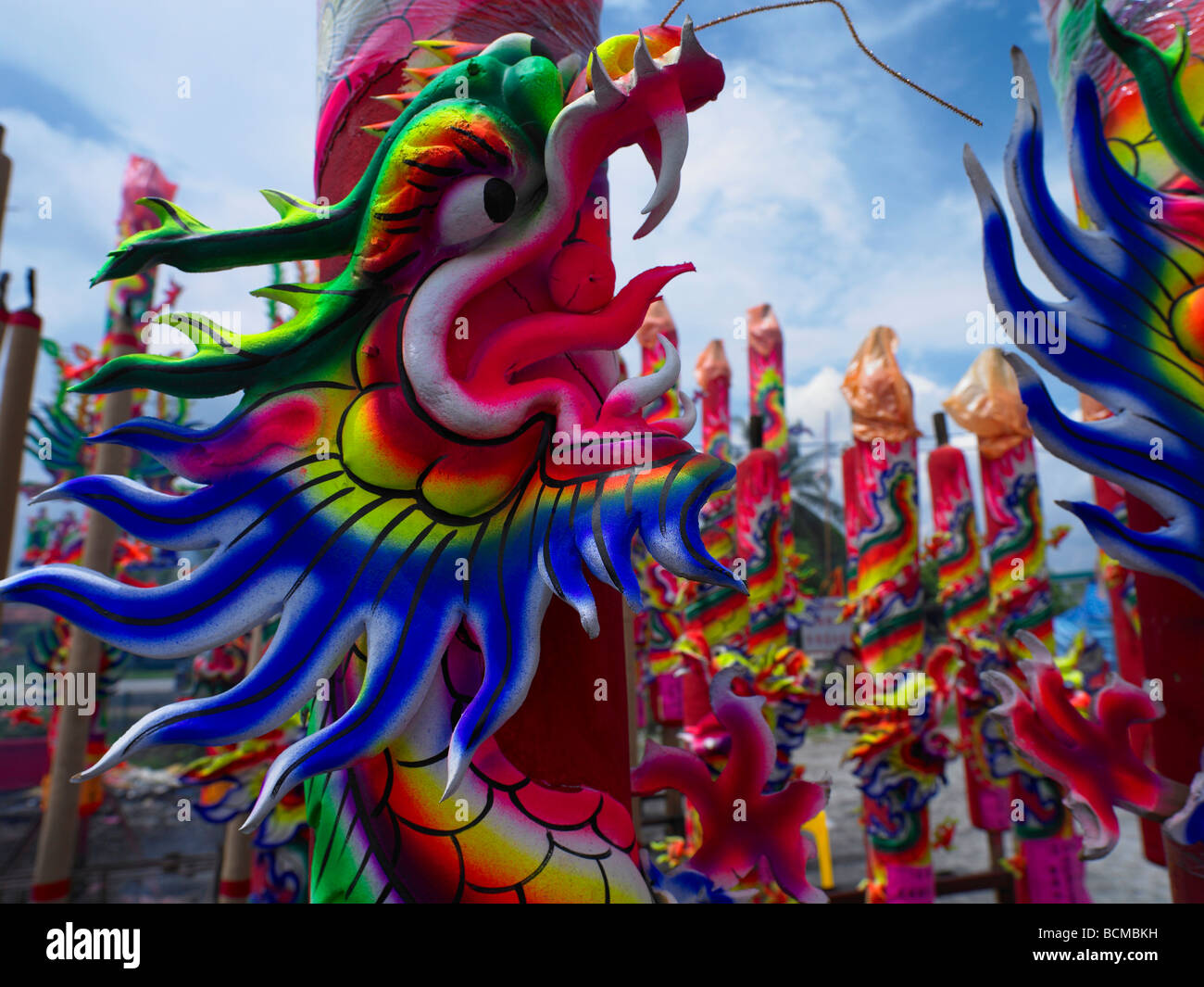 giant jossticks with dragon sculpture Stock Photo - Alamy
