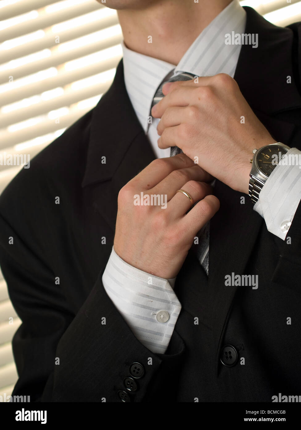 Necktie knot hi-res stock photography and images - Alamy