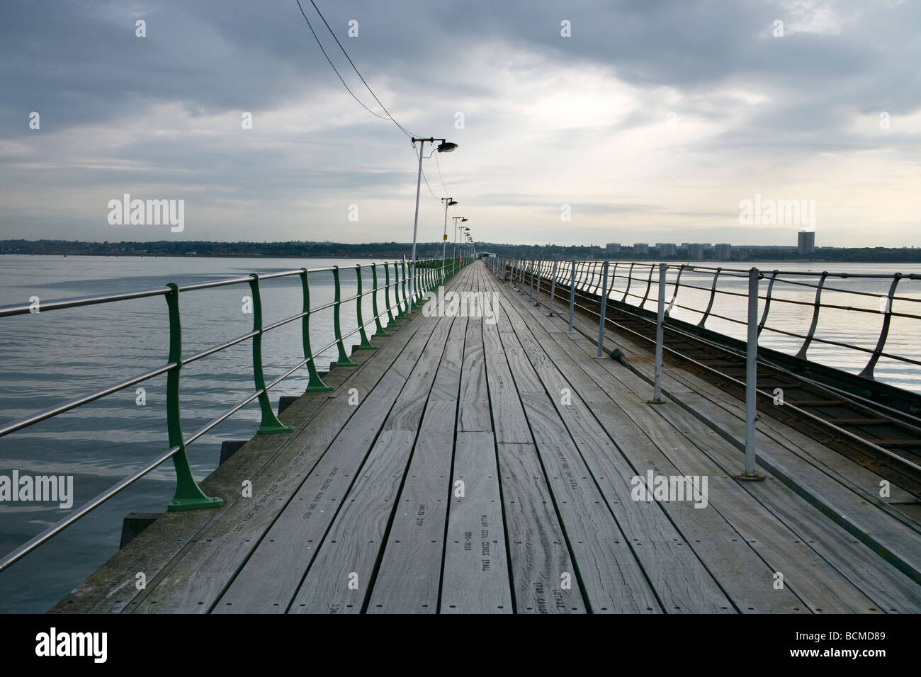 Hythe coast hi-res stock photography and images - Alamy