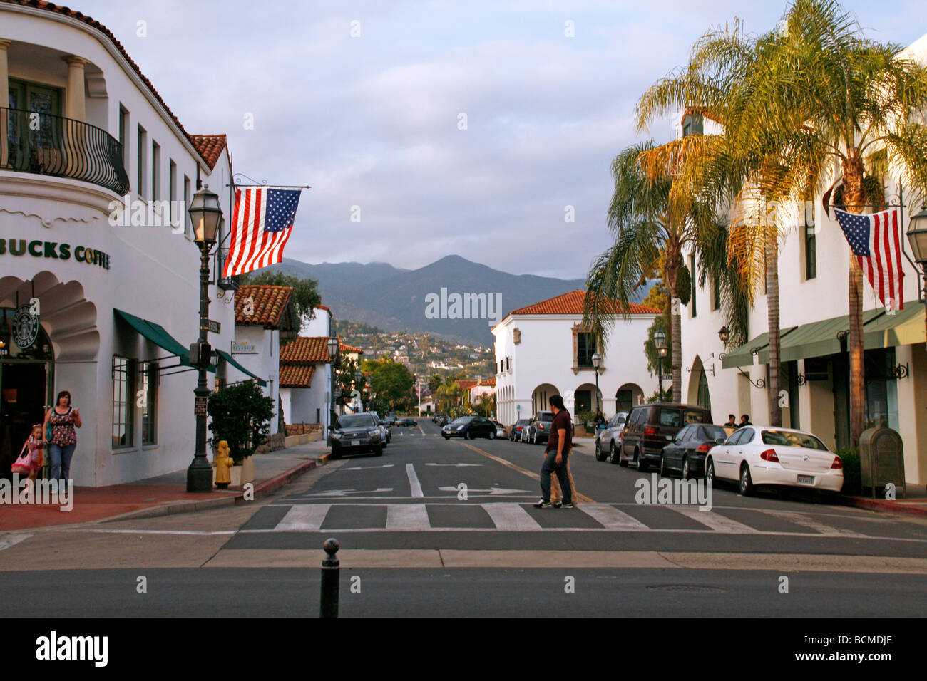 Street scene in Santa Barbara town in California Stock Photo - Alamy