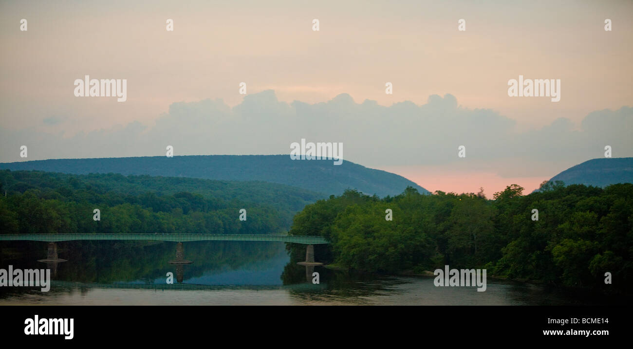 Delaware River and Delaware Water Gap in Background. The Delaware Water ...