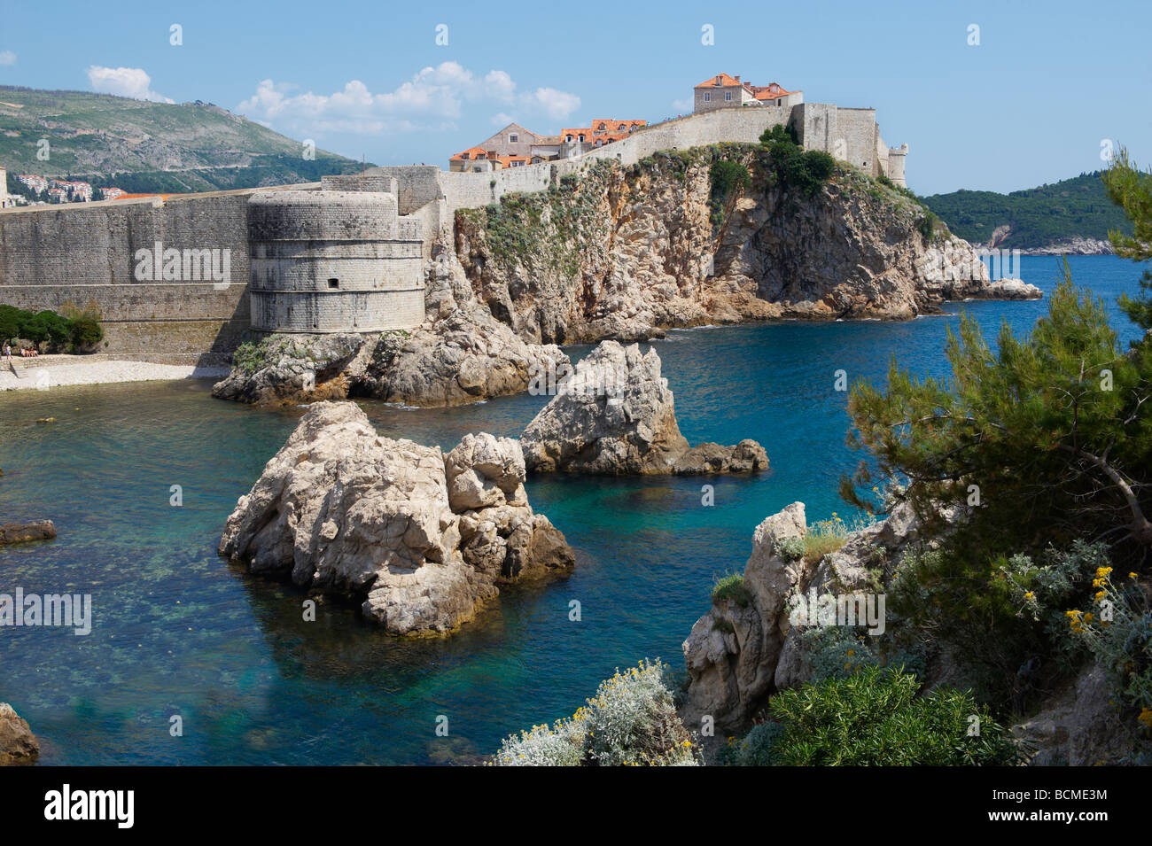 The medieval city walls of Dubrovnik - Croatia Stock Photo - Alamy