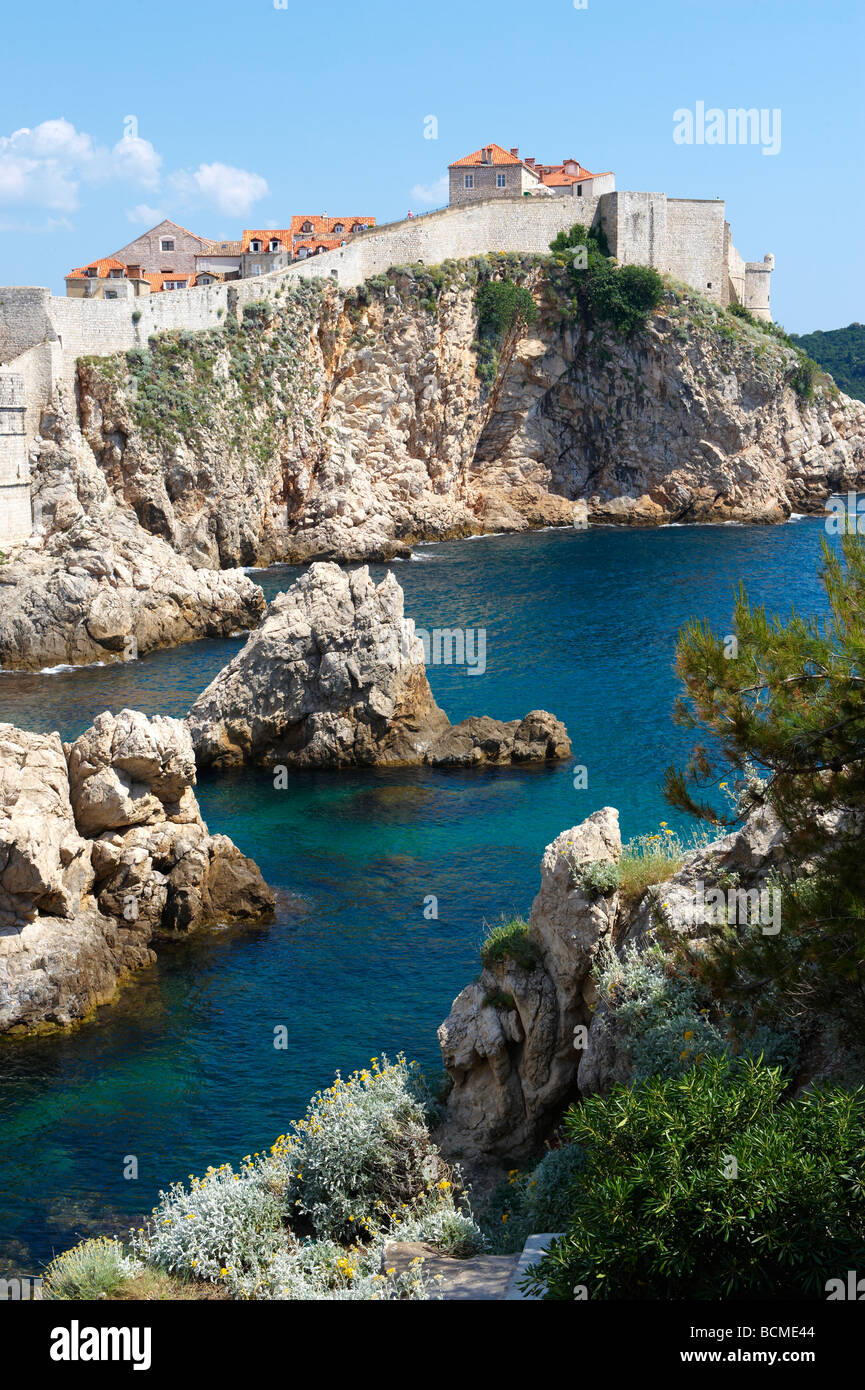 The medieval city walls of Dubrovnik - Croatia Stock Photo - Alamy