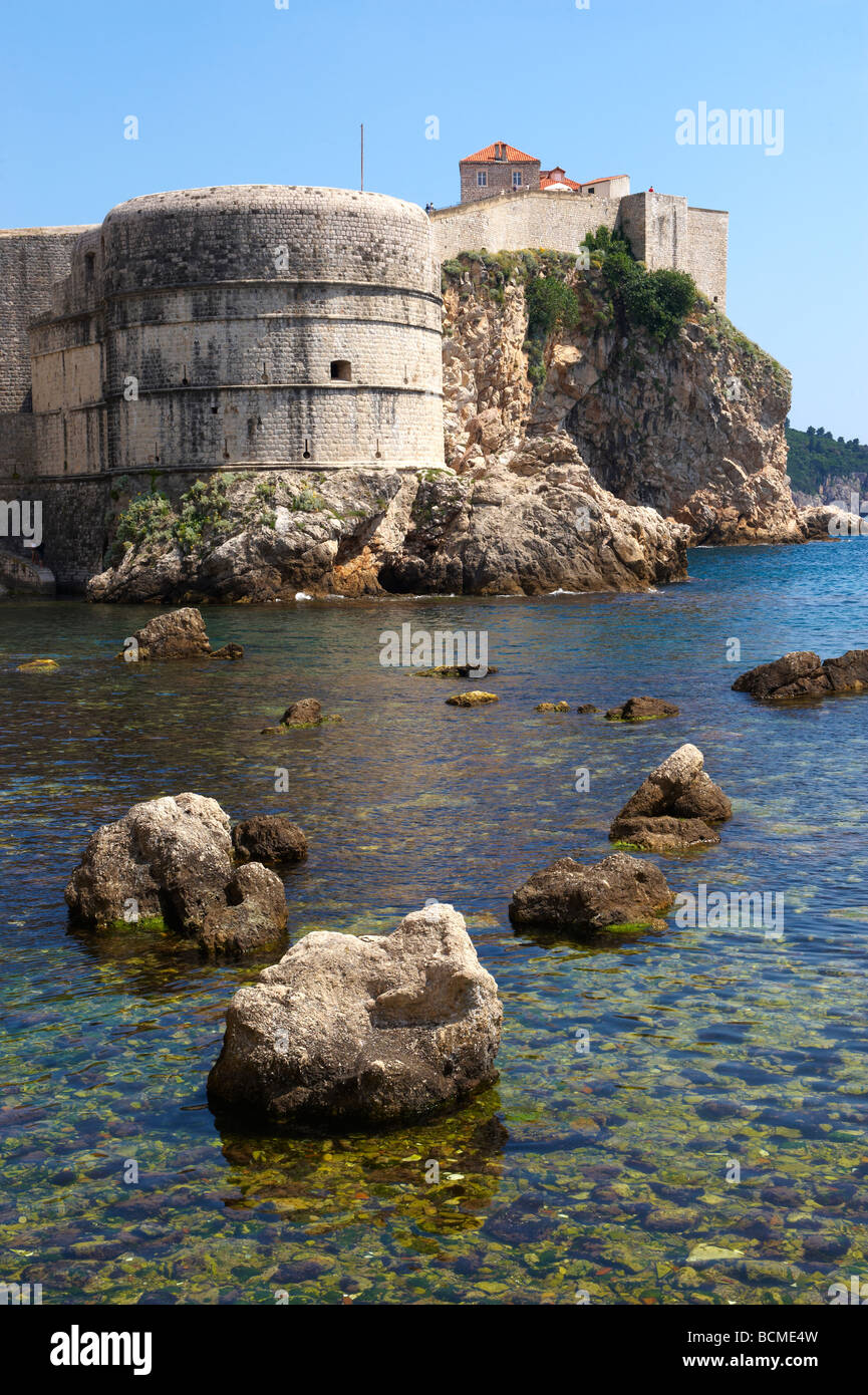The medieval city walls of Dubrovnik - Croatia Stock Photo - Alamy