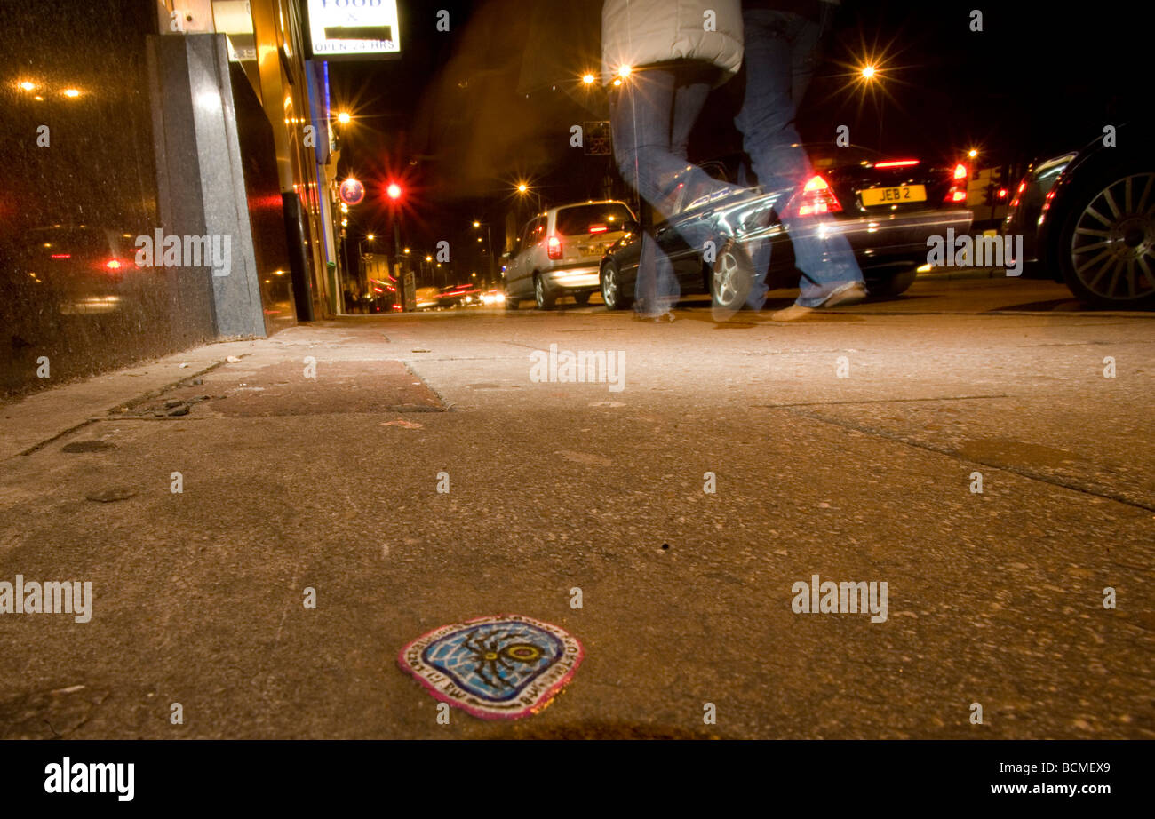 Ben Wilson, chewing gum artist, makes miniature paintings on chewing ...