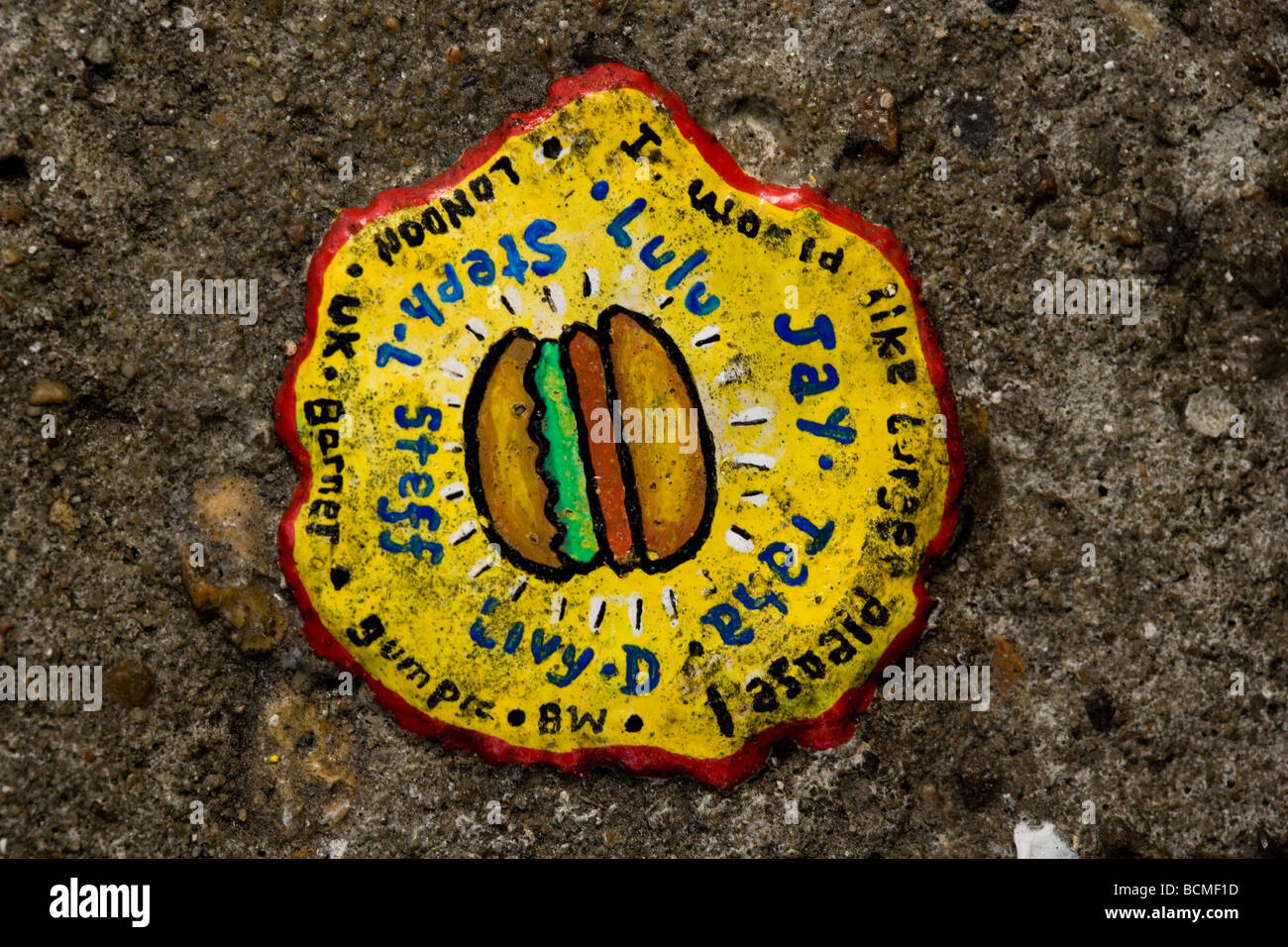 Ben Wilson, chewing gum artist, makes miniature paintings on chewing ...