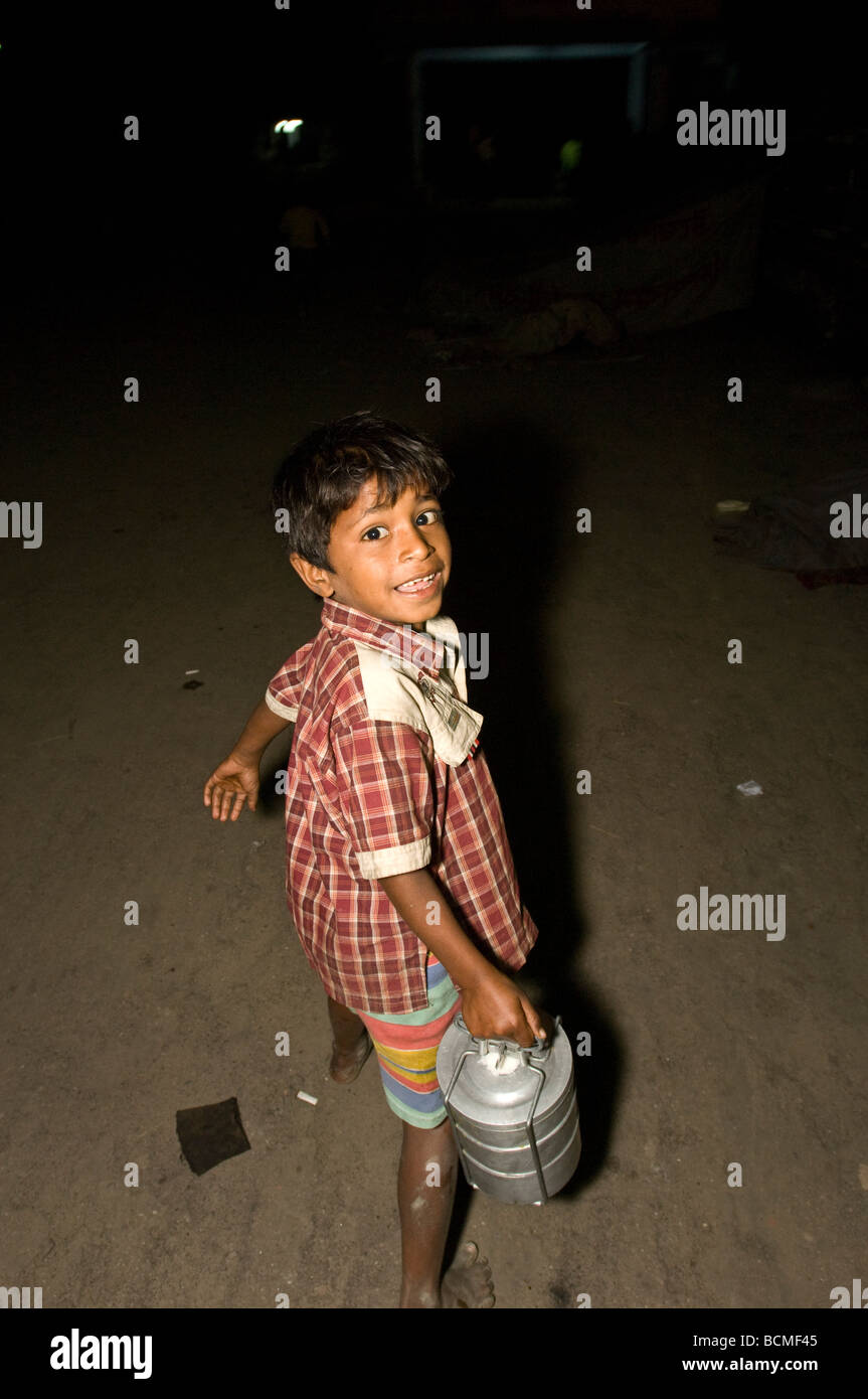 Boy food homeless hi-res stock photography and images - Alamy