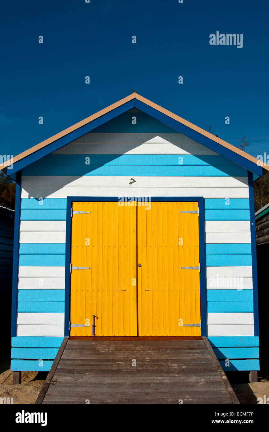 Colourful beach houses Stock Photo - Alamy