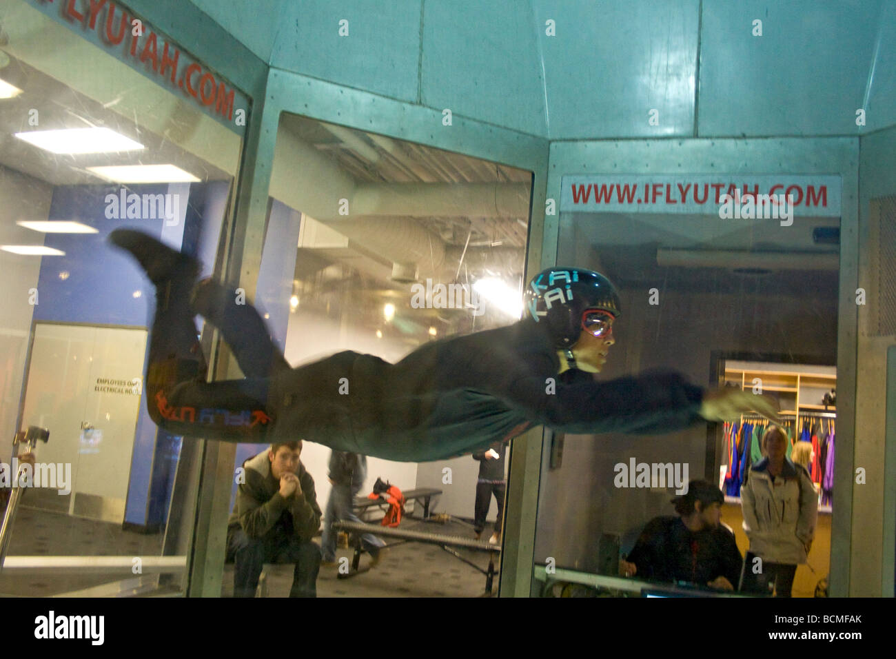 Freefall amusement hi-res stock photography and images - Alamy