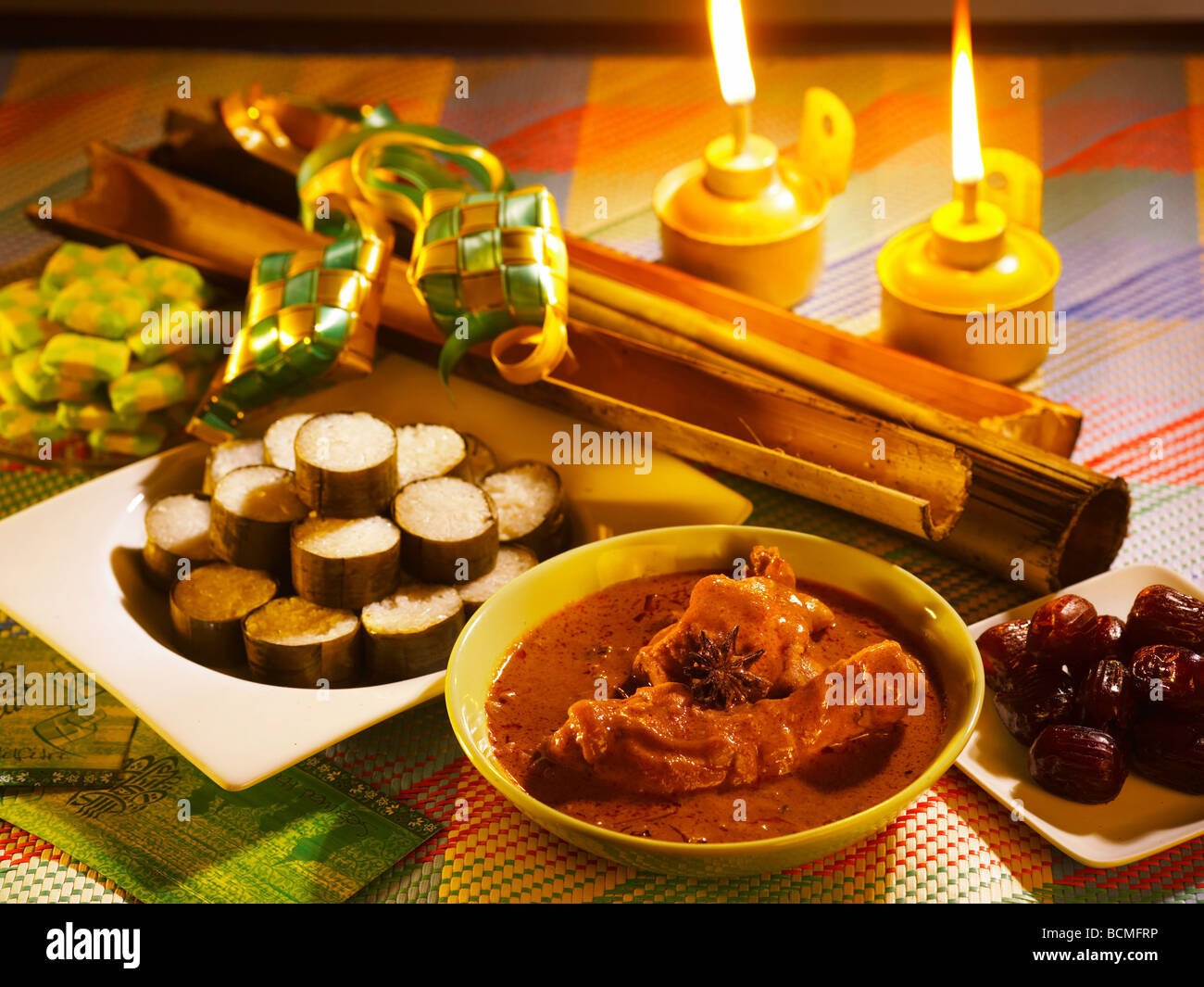 Malay traditional food lemang curry hi-res stock photography and images ...