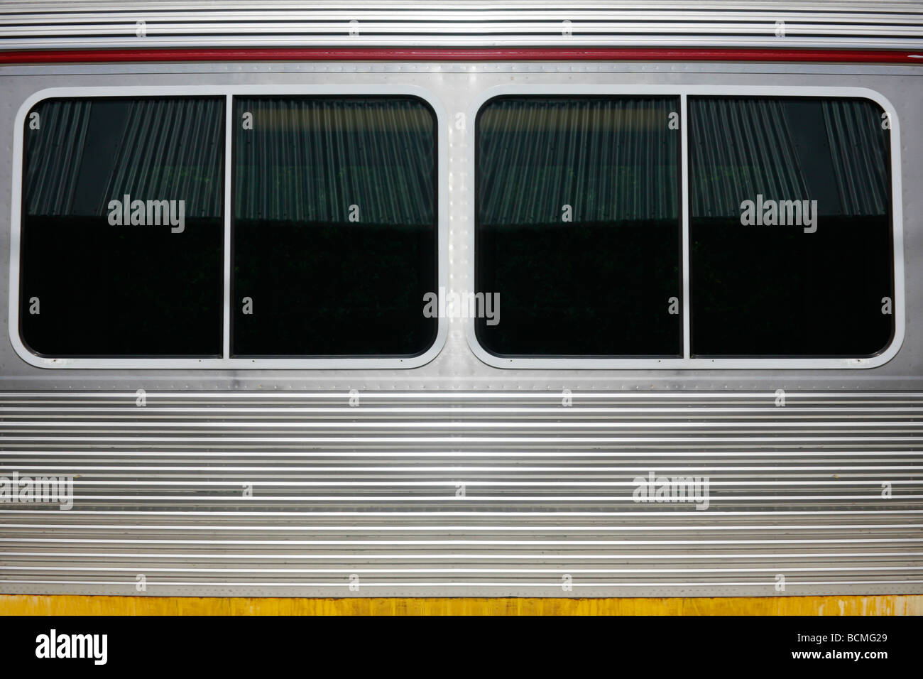 Train windows hi-res stock photography and images - Alamy