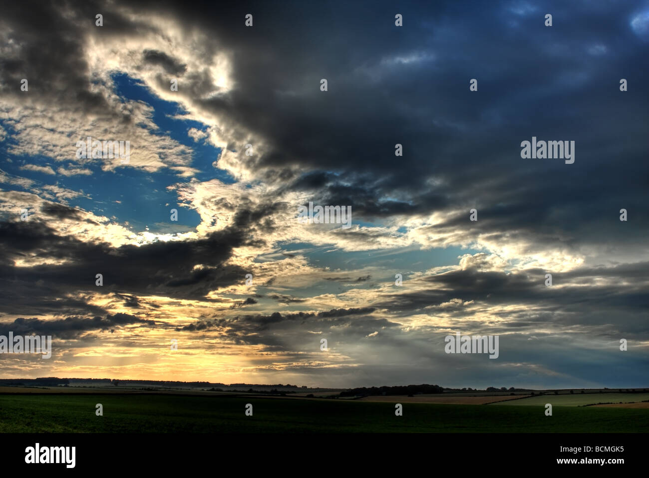 HDR image of a dramatic sky and landscape on the Yorkshire wolds Stock ...