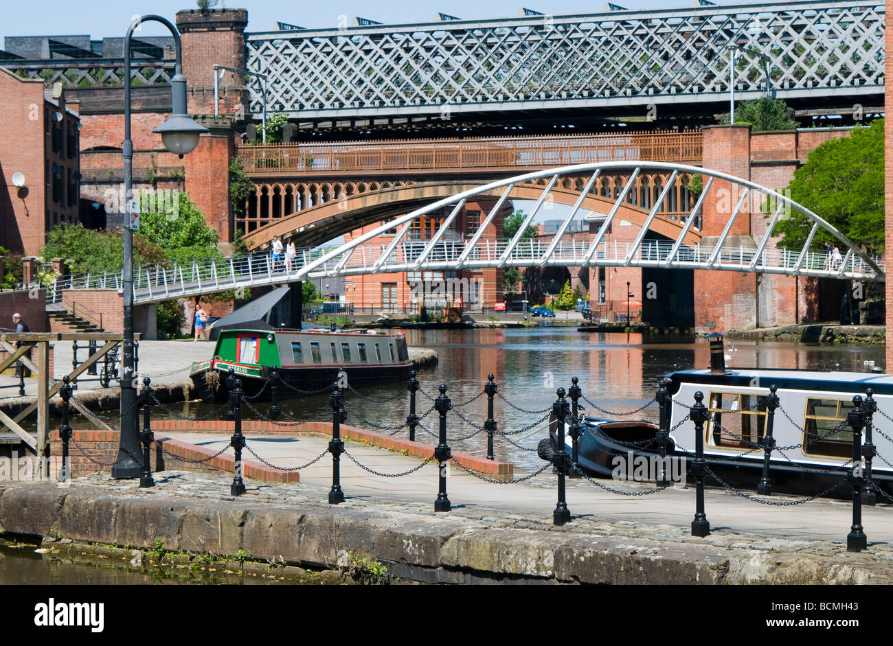 The Merchants Bridge and The Railway Viaducts span the Bridgewater ...