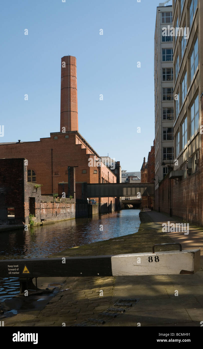 Bridgewater canal basin hi-res stock photography and images - Alamy