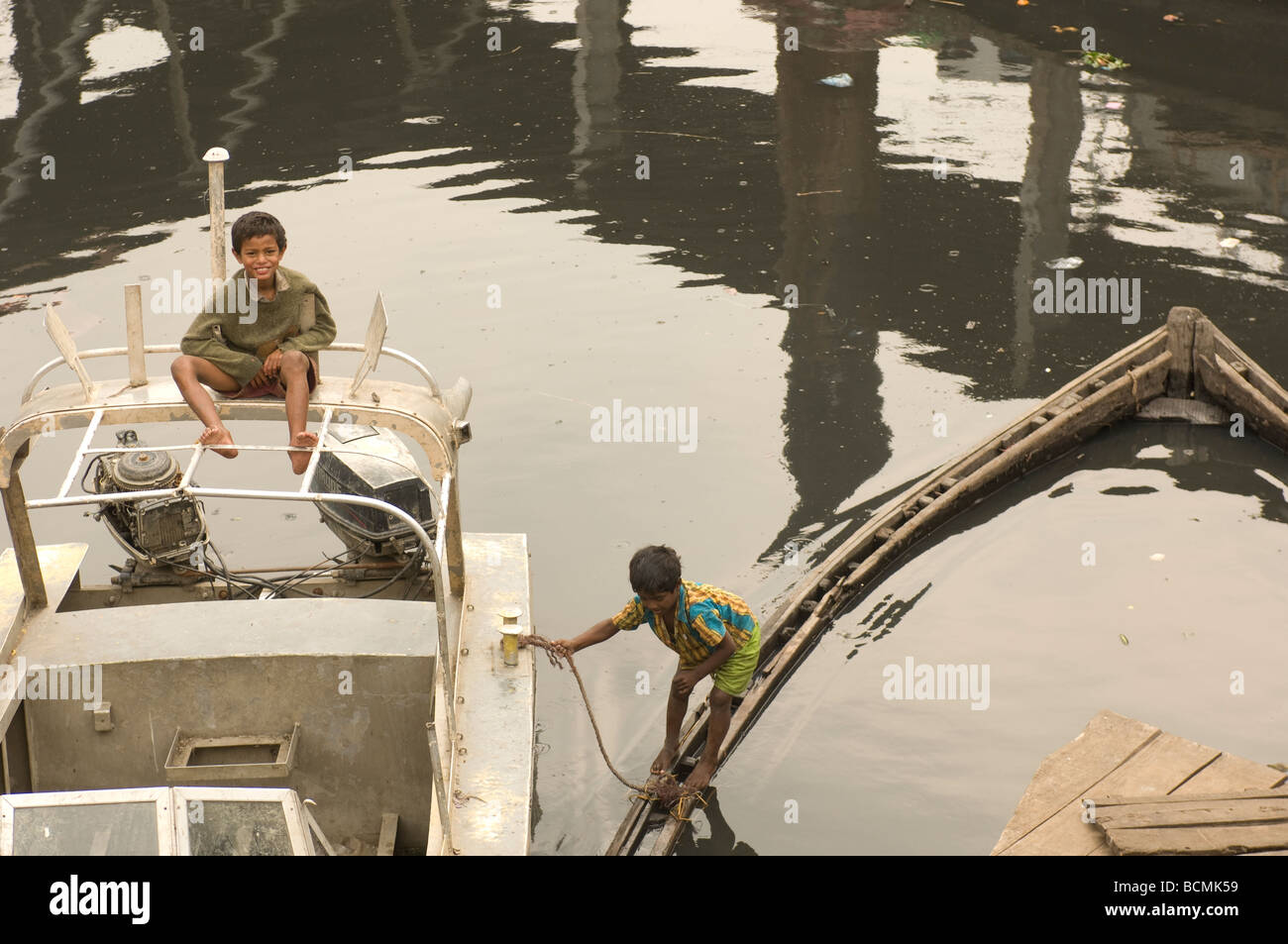 Boat of bangladesh hi-res stock photography and images - Alamy