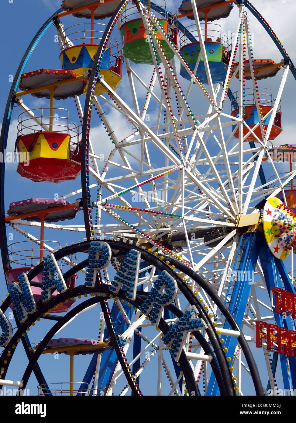 The Luna Park Ferris Wheel,Scarborough,North Yorkshire Stock Photo - Alamy