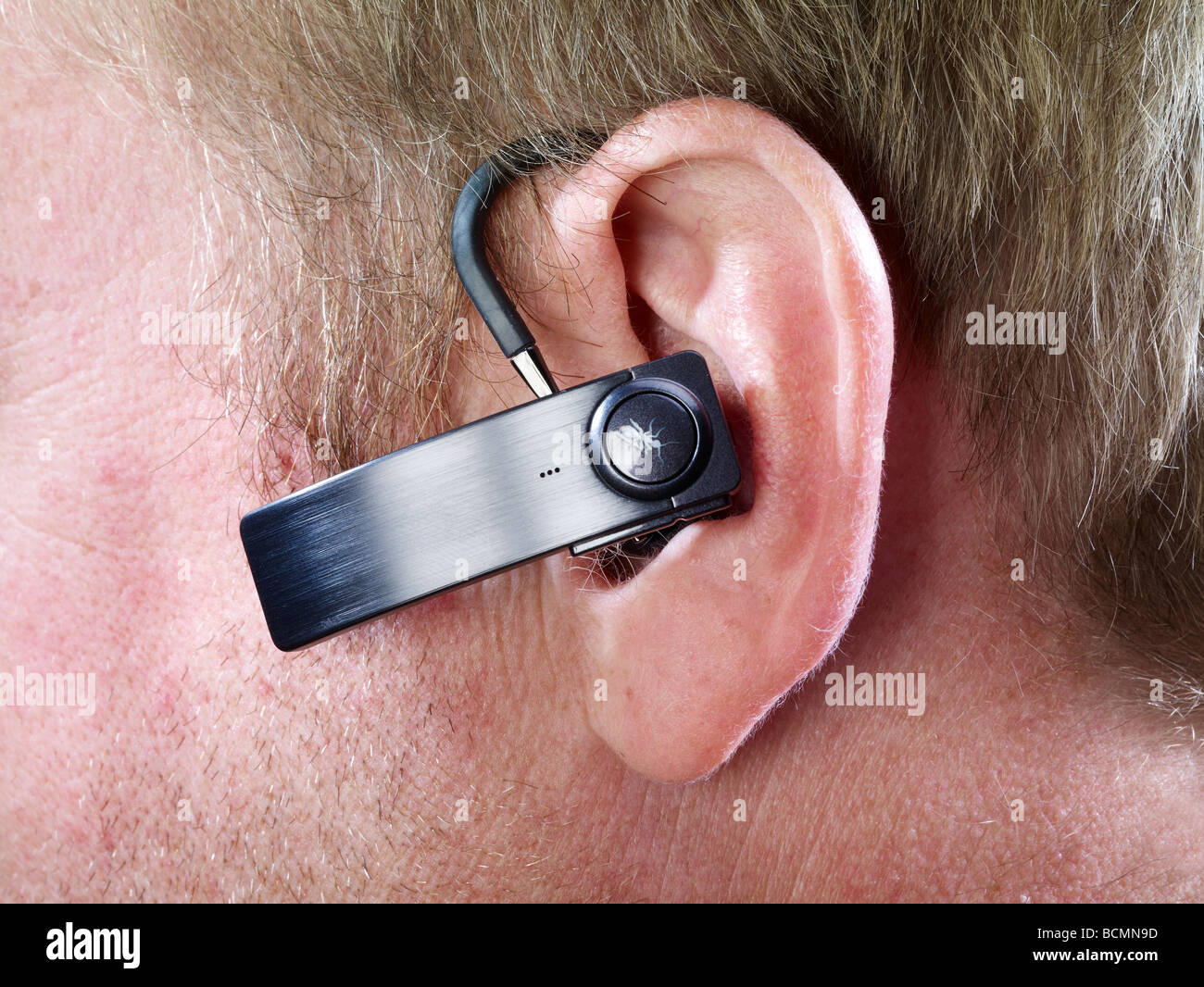 Bluetooth hi-res stock photography and images - Alamy