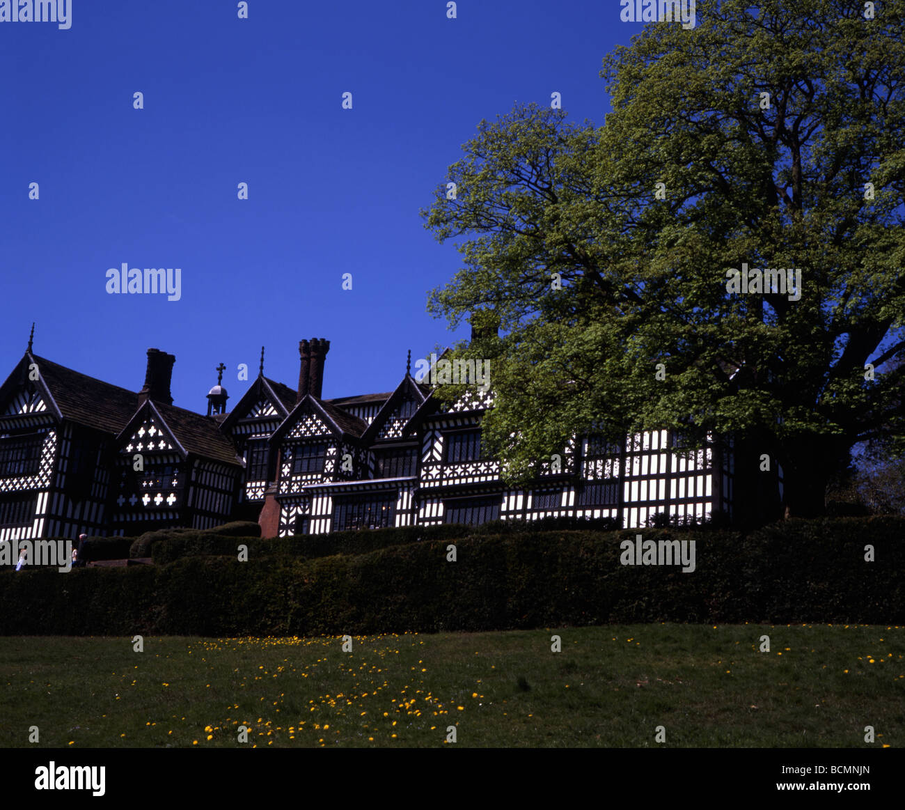 The Tudor facade of Bramall Hall Bramhall Cheshire England Stock Photo ...