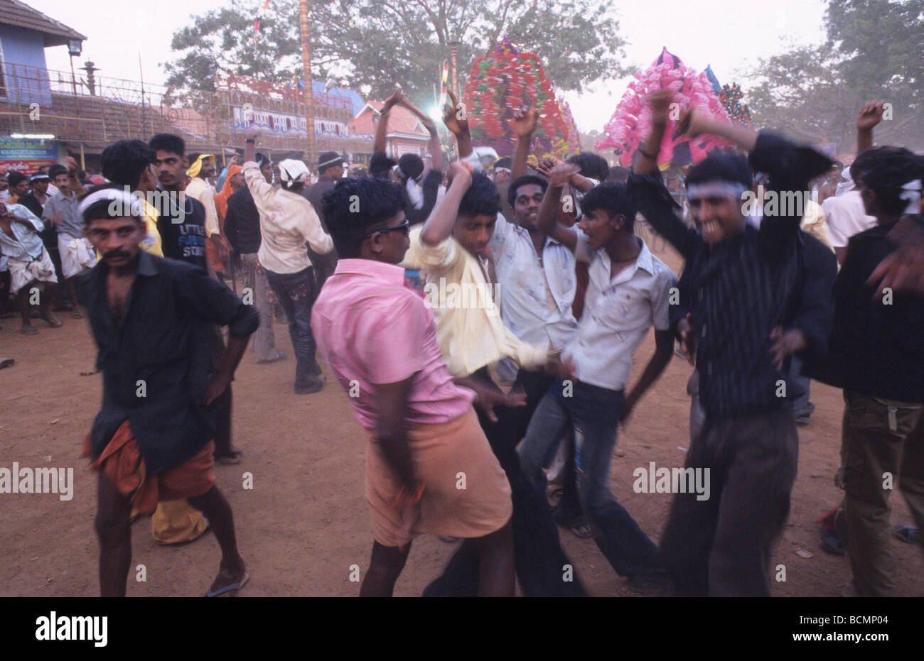 Men Dancing Chinakkathoor Pooram Festival Palappuram Palakkad District ...