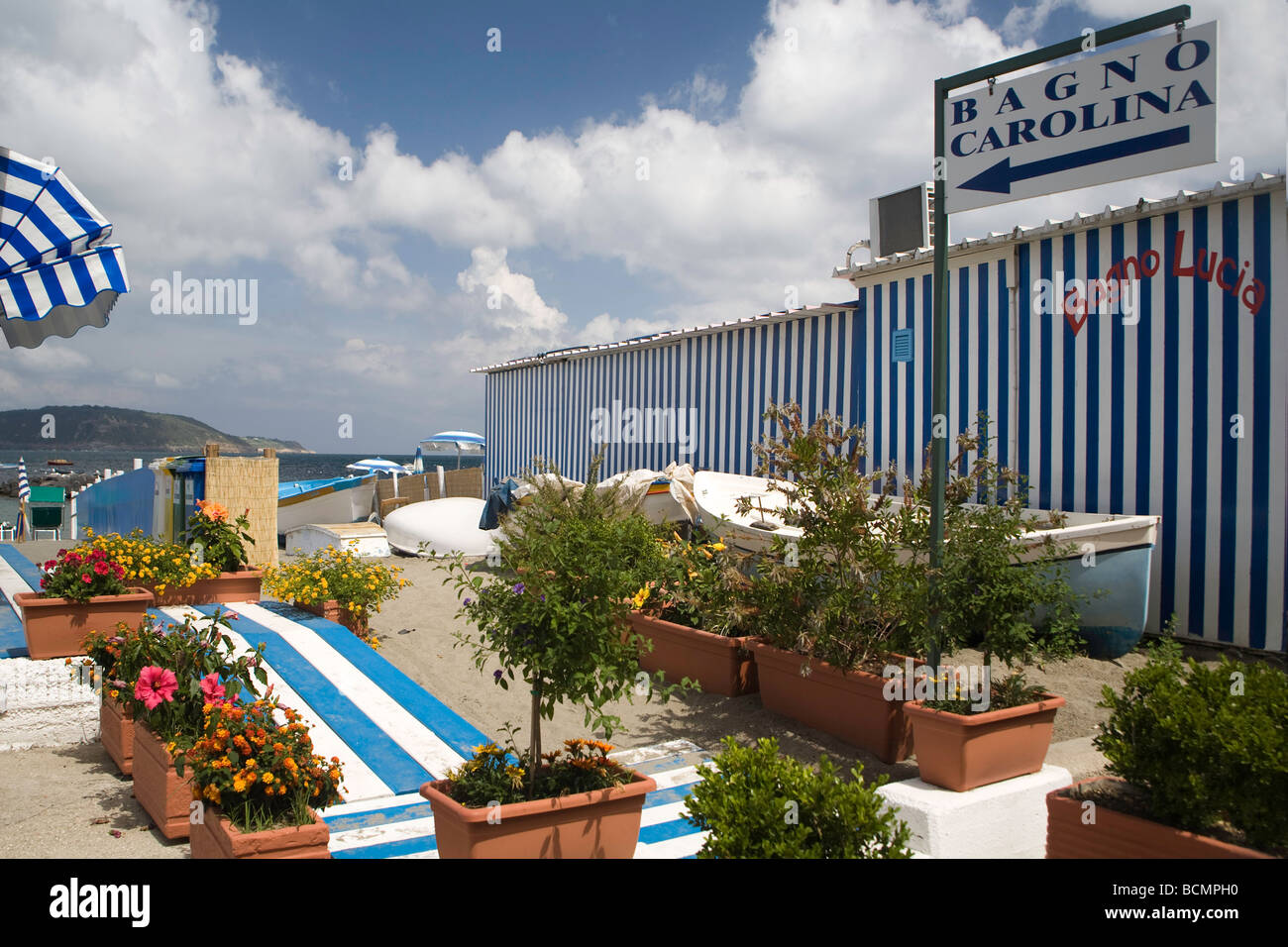 Ishcia island hi-res stock photography and images - Alamy