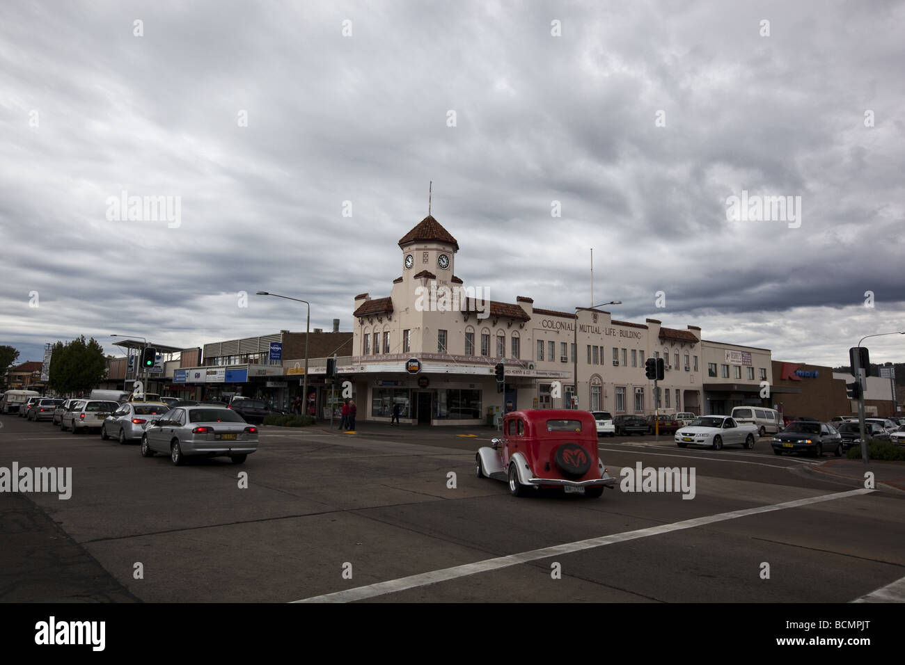 Colonial mutual life building goulburn hi-res stock photography and ...