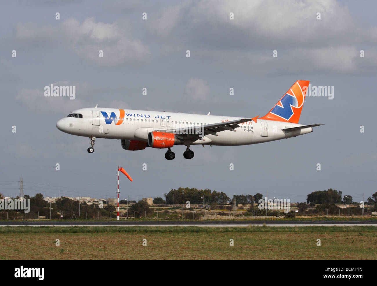 Wind jet airbus a320 in hi-res stock photography and images - Alamy
