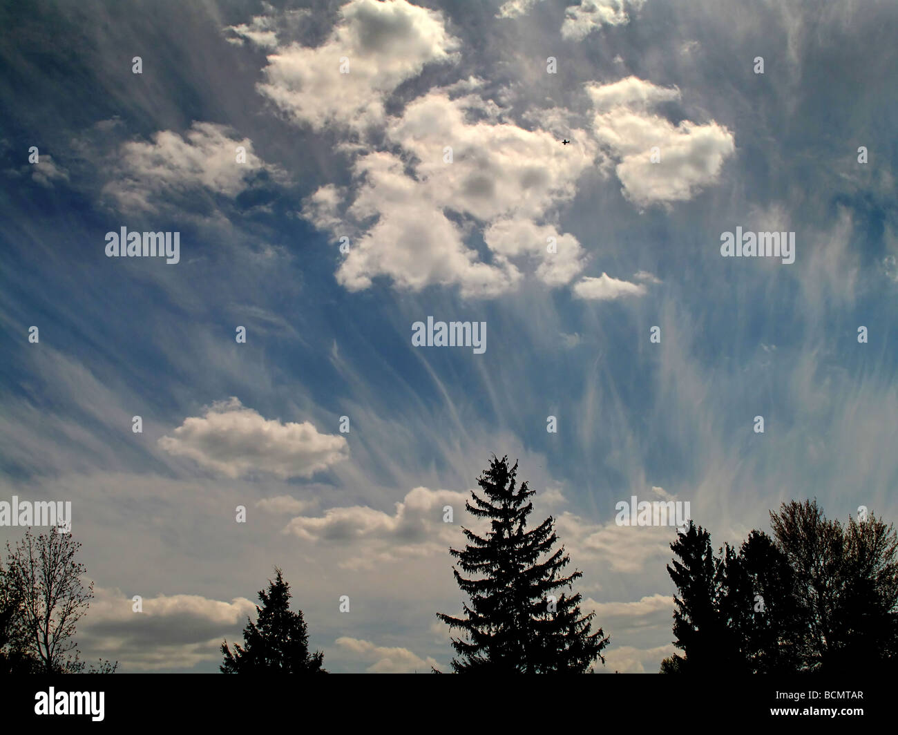 Beautiful cloud formations Stock Photo - Alamy