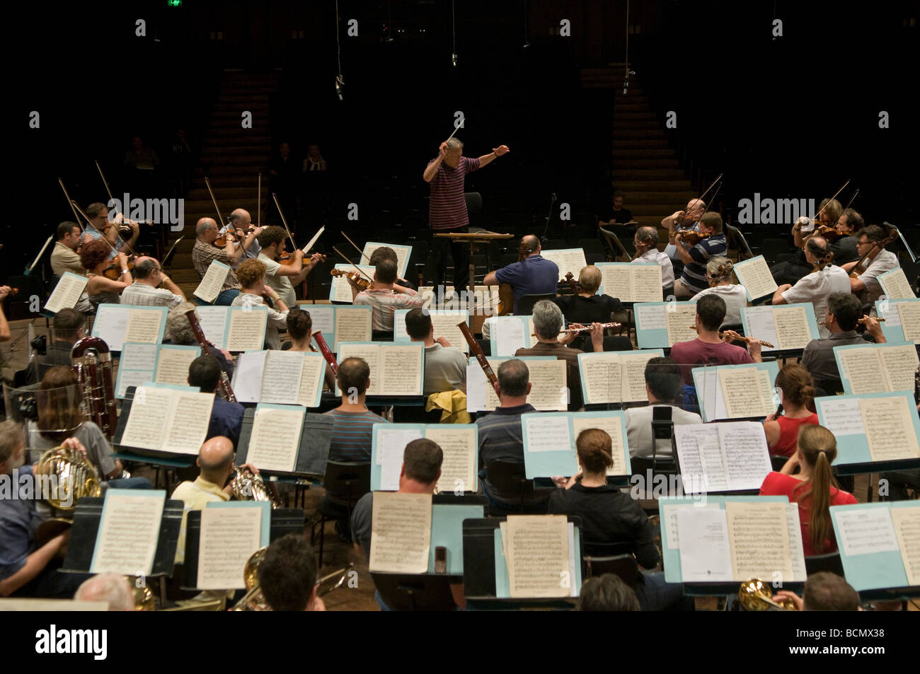 Indian conductor Zubin Mehta rehearses the Israel Philharmonic ...