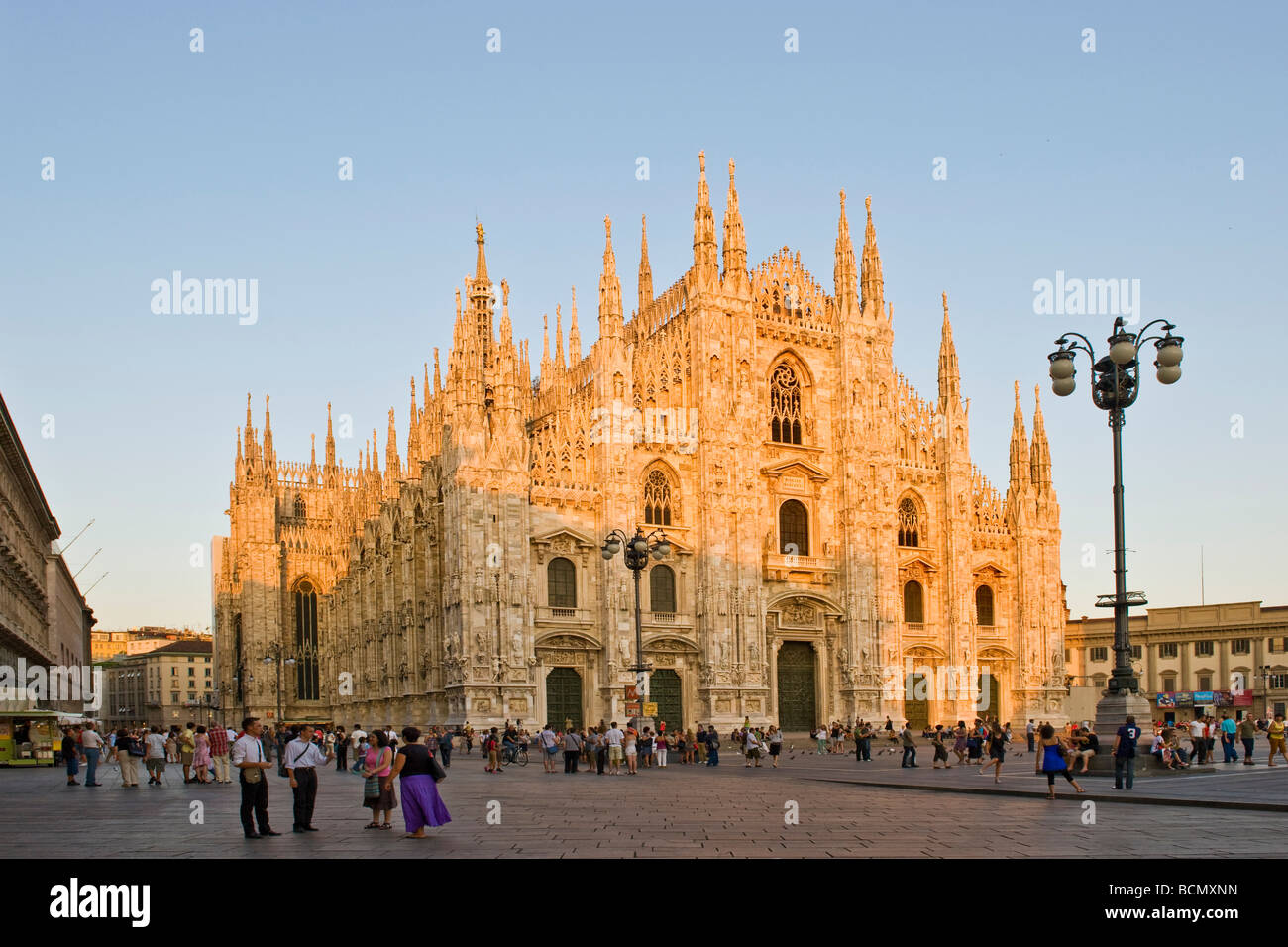 milan duomo square Stock Photo - Alamy