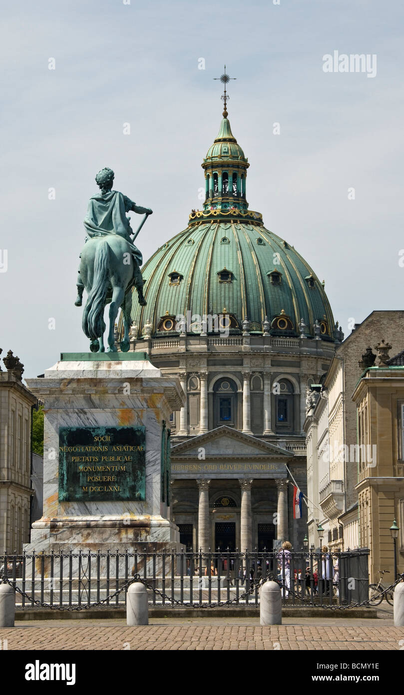 King frederick v statue hi-res stock photography and images - Alamy