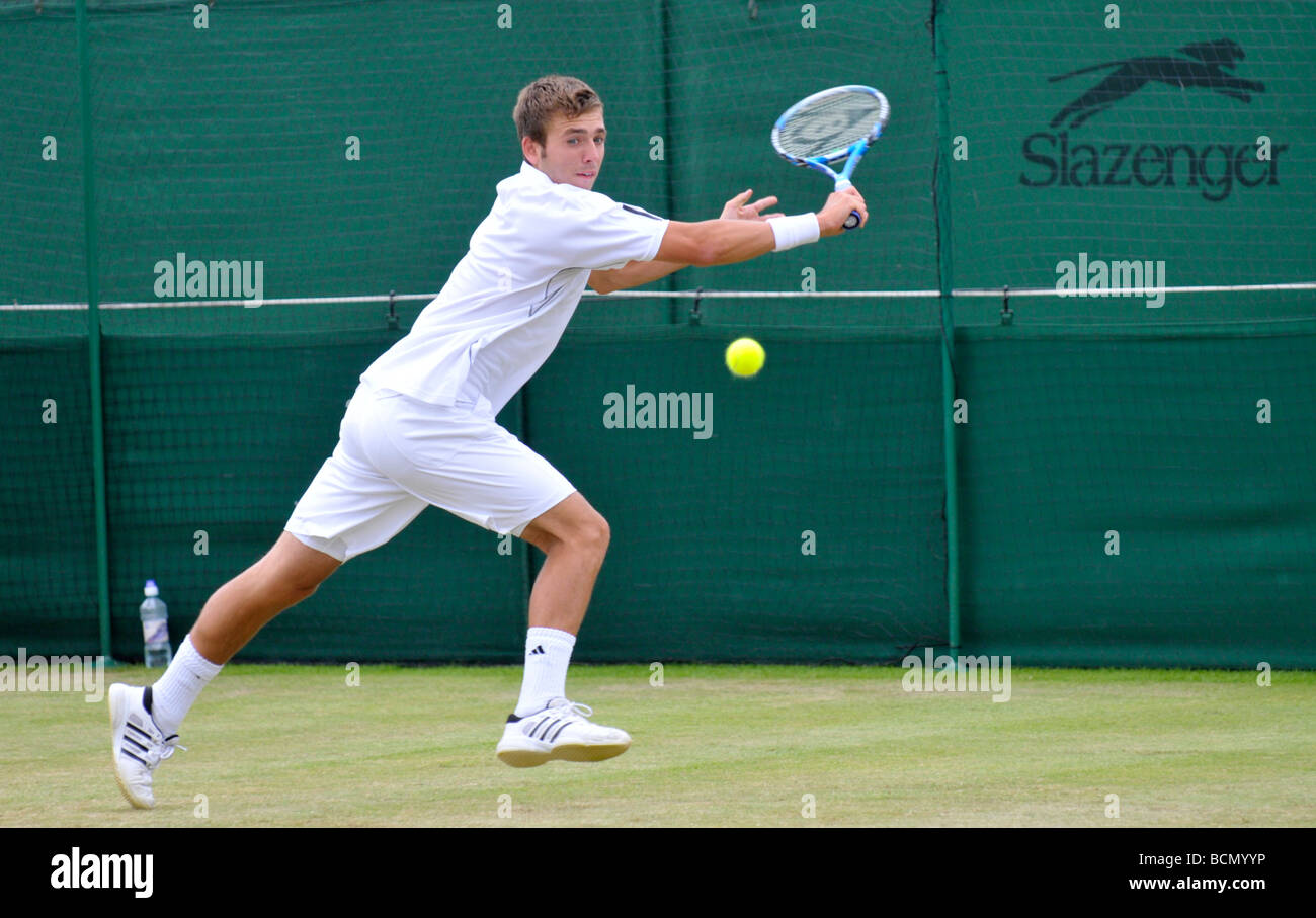 tennis player about to return backhand Stock Photo - Alamy