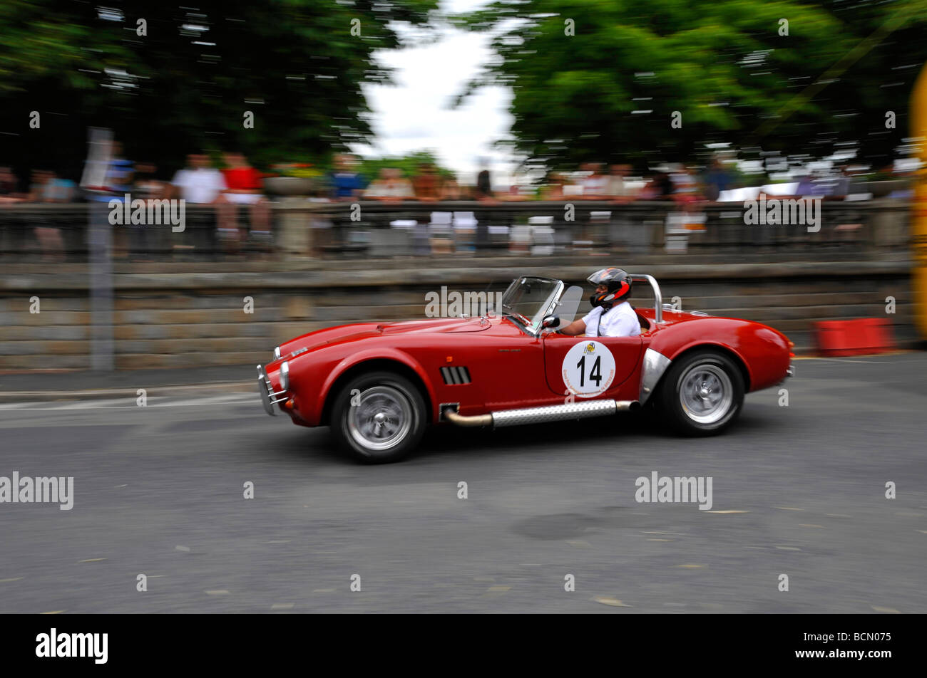 Ac cobra racing hi-res stock photography and images - Alamy