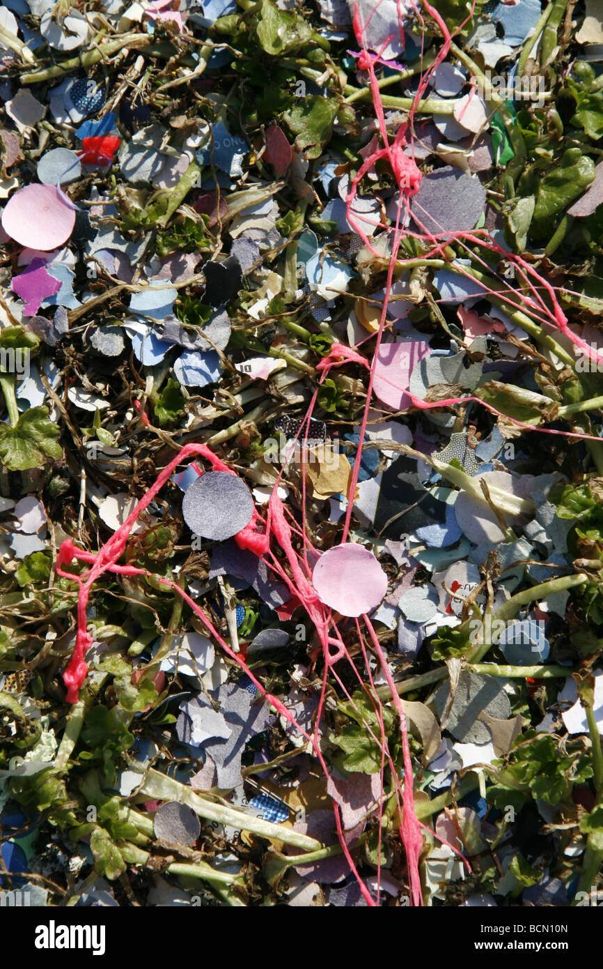 Confetti on ground glitter hi-res stock photography and images - Alamy