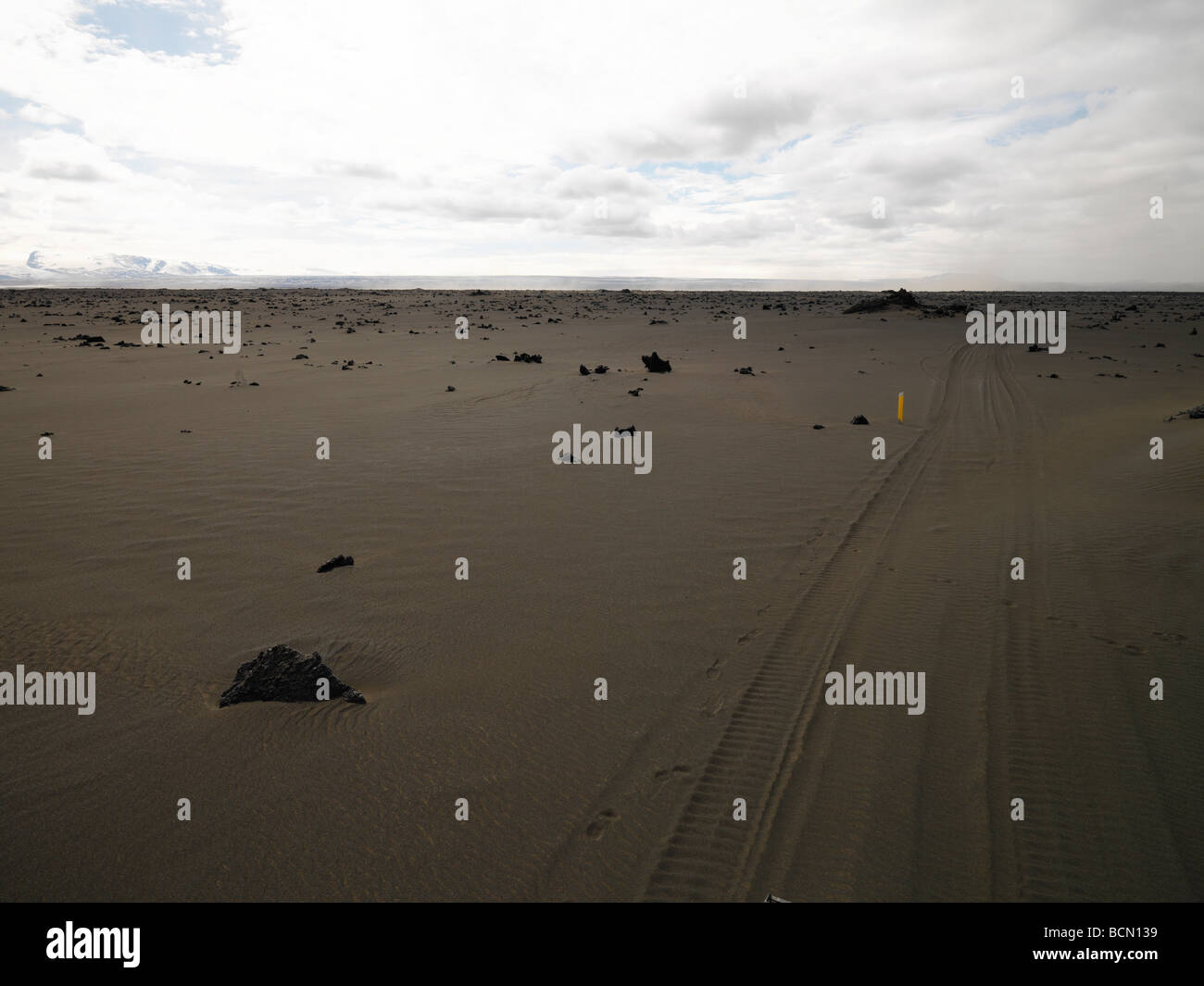 barren road in iceland Stock Photo - Alamy
