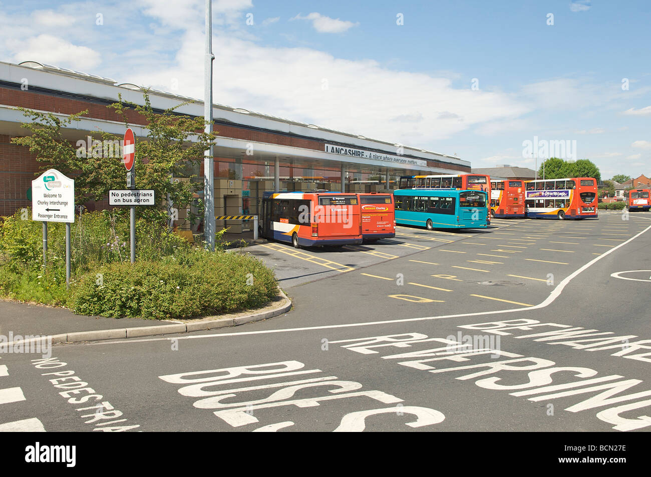 Bus station Chorley, Lancashire,uk Stock Photo - Alamy