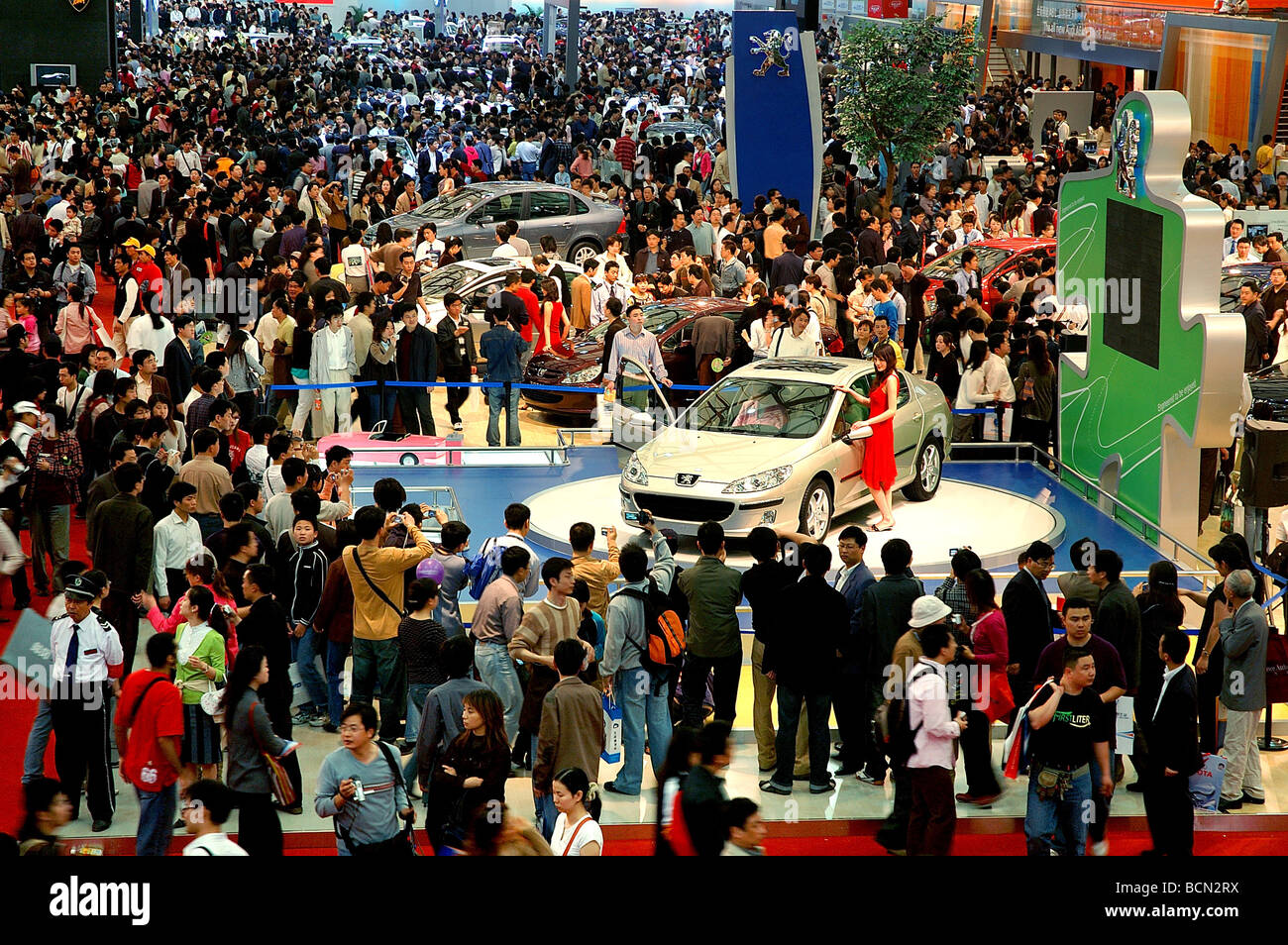Crowds during Shanghai Auto Show, Shanghai, China Stock Photo - Alamy
