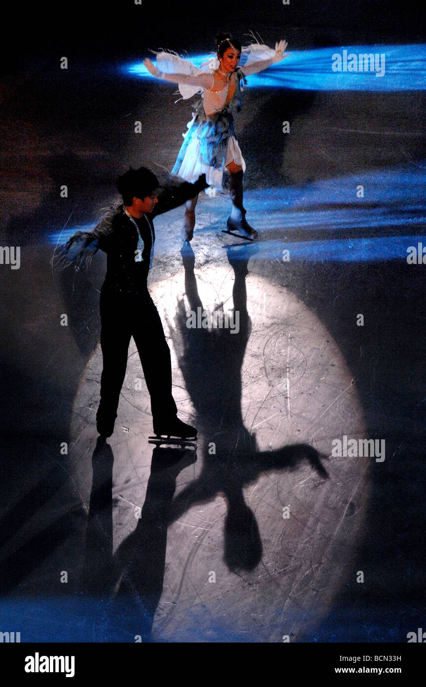 Ice skating stadium hi-res stock photography and images - Alamy