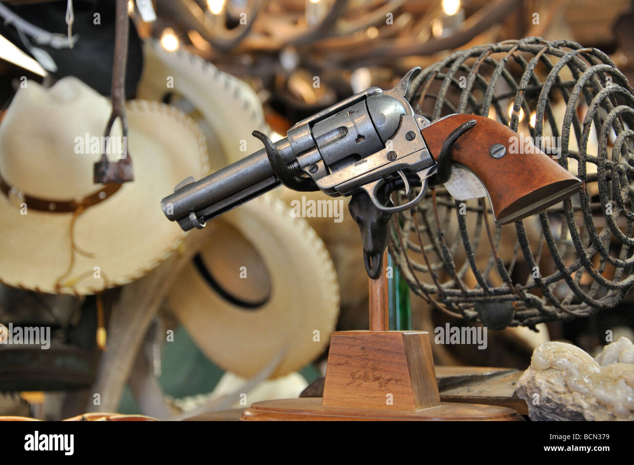 Colt revolver hi-res stock photography and images - Alamy